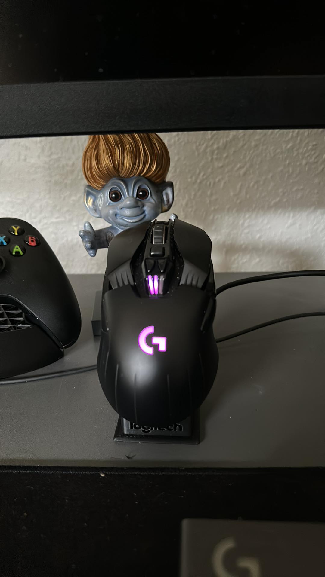 Logitech G903 charger stand by Casper Bilstrup | Download free STL ...
