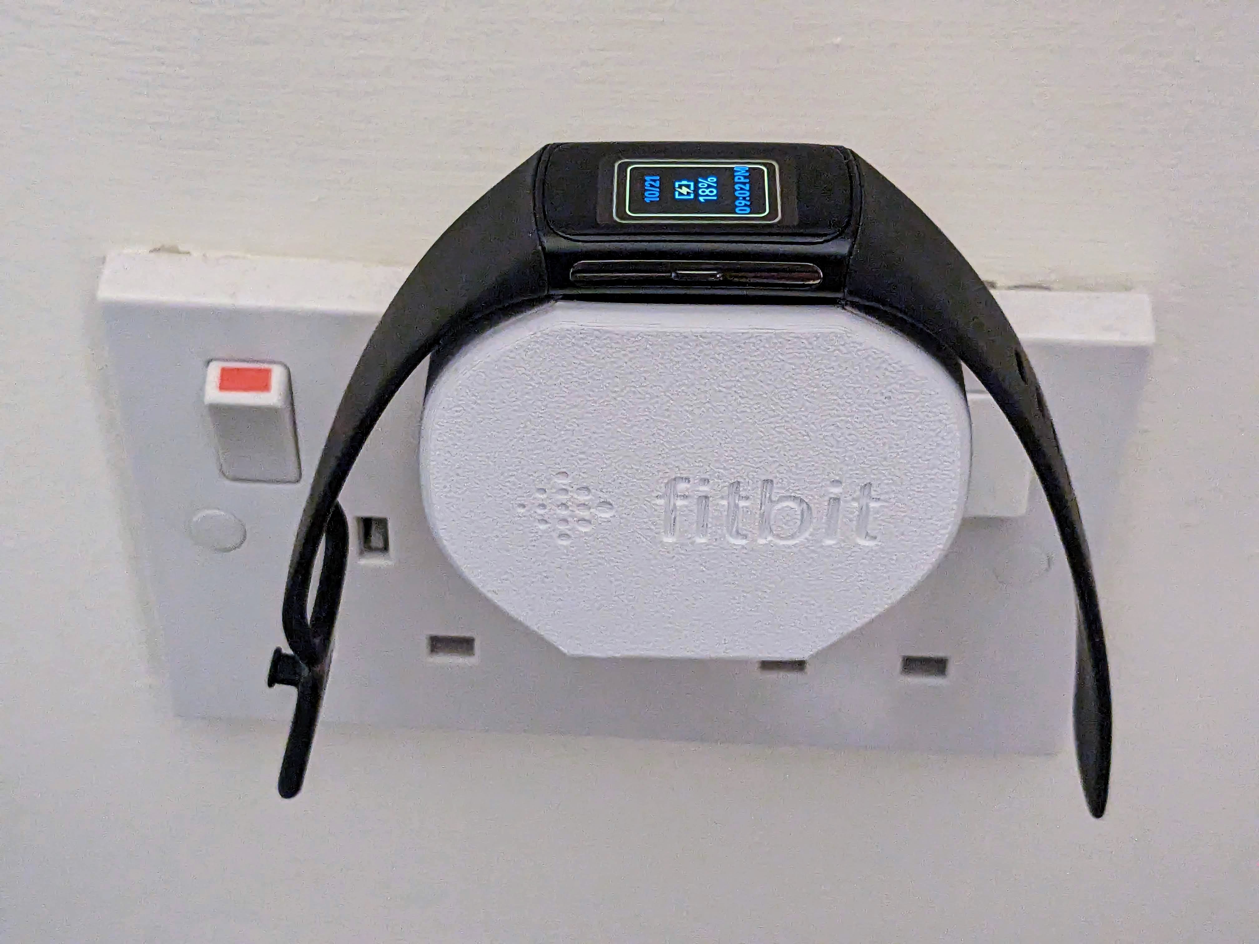 fitbit charge 5 &6 wall charging base by Tao Meng | Download free STL ...