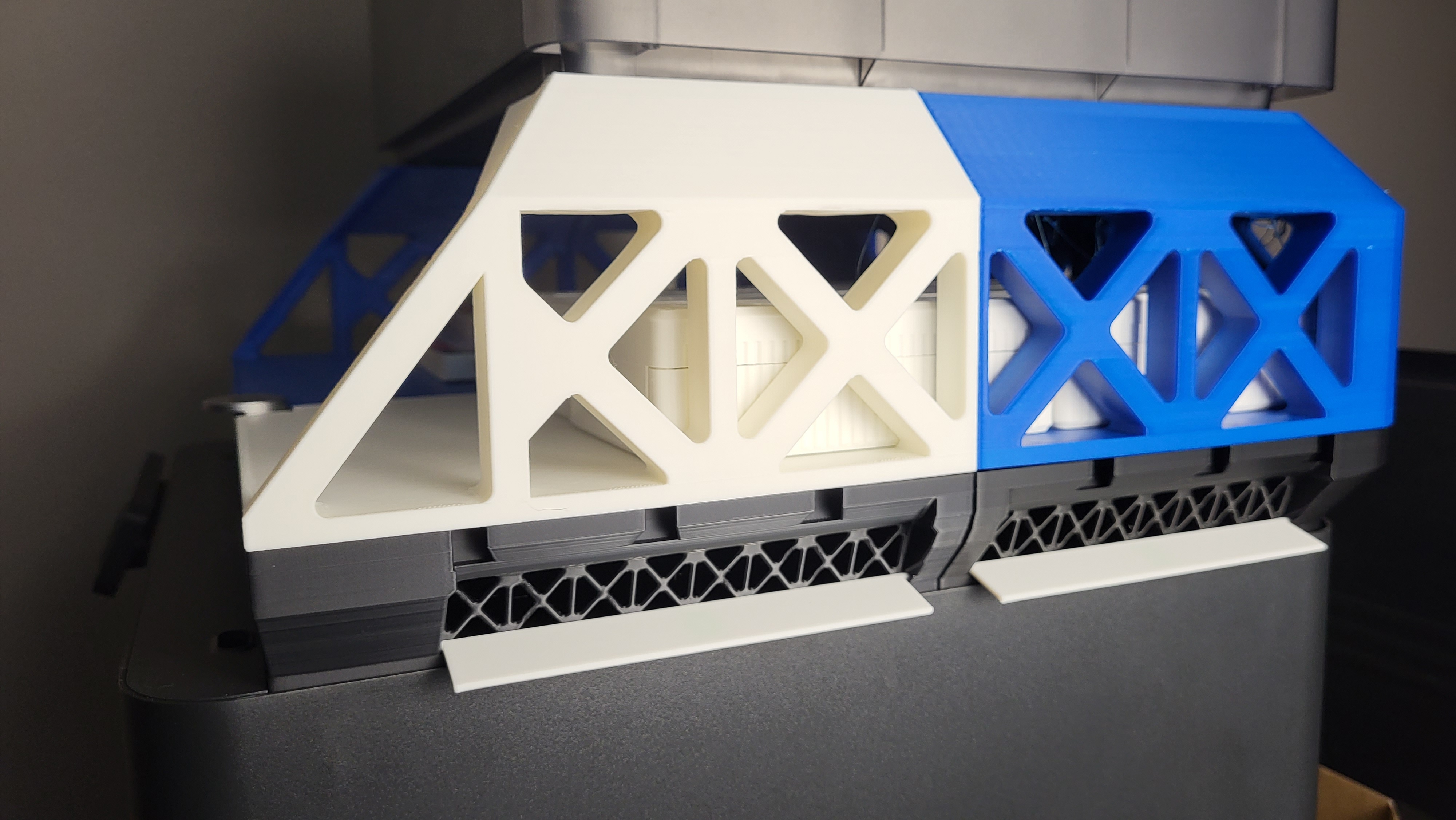 "Modular" Bambu Lab AMS stand with open storeage by SavageLau ...