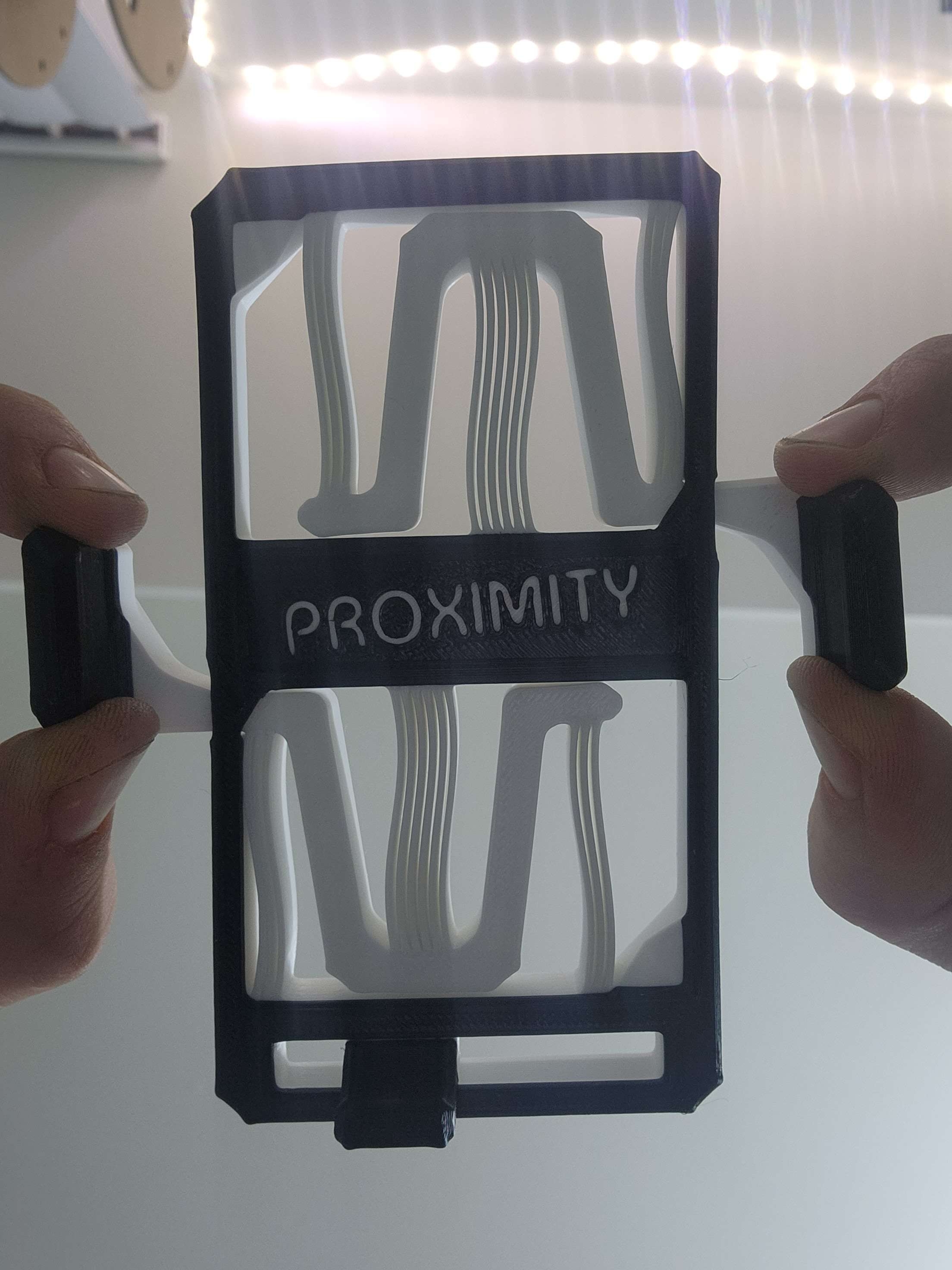 Prototype Compliant Phone Mount Mechanism by Proximity Limited ...