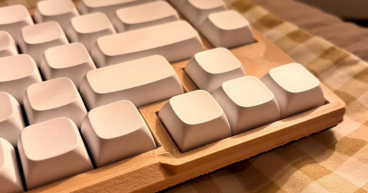 Unif72 Keyboard Cover by Jianjiesama | Download free STL model ...