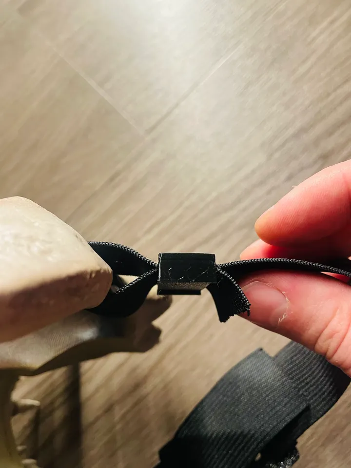 elastic strap lock by Japrusek | Download free STL model | Printables.com