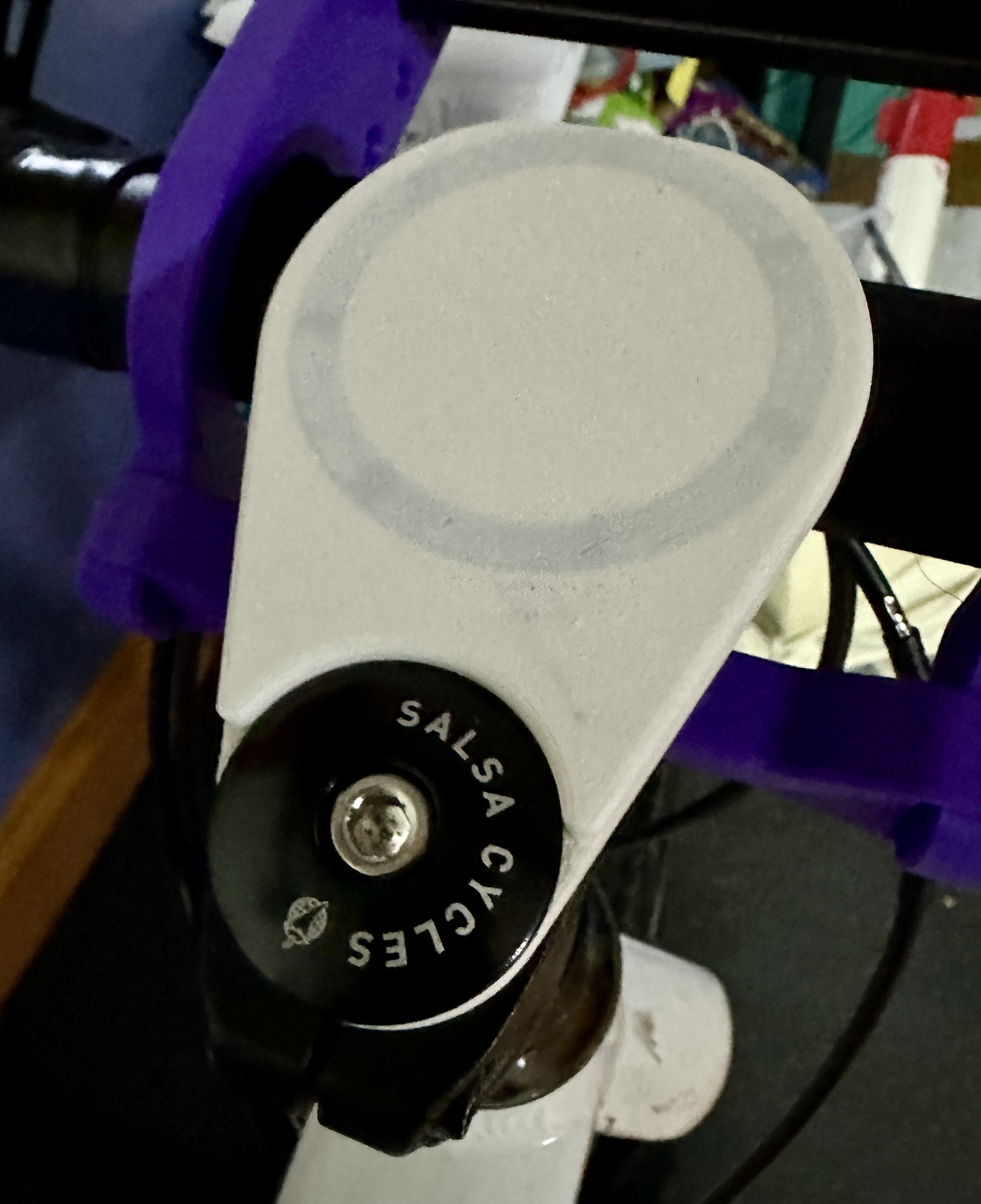 MagSafe iPhone mount for bike stem by jerzone | Download free STL model ...