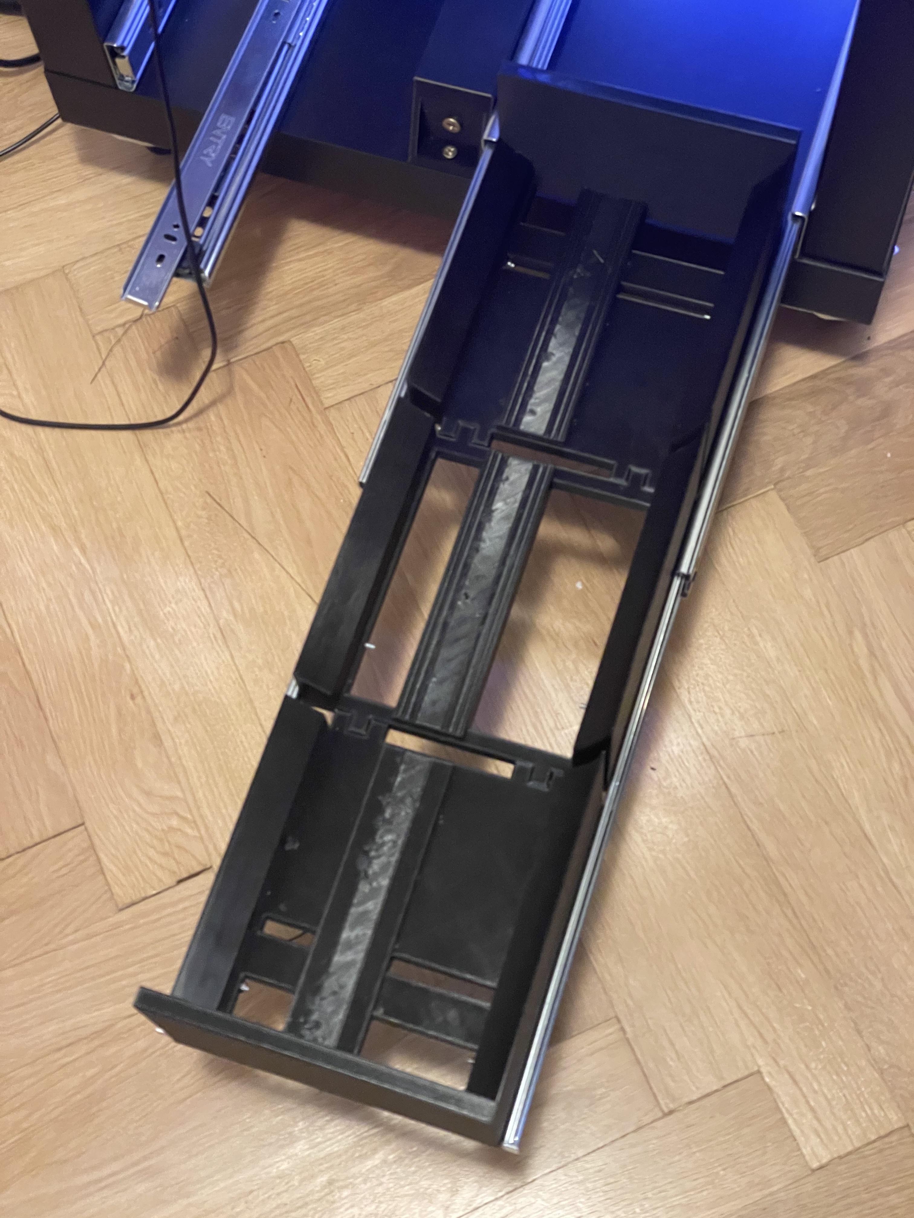 Lack MMU2S enclosure 3rd table addition with spool holders by Josef ...