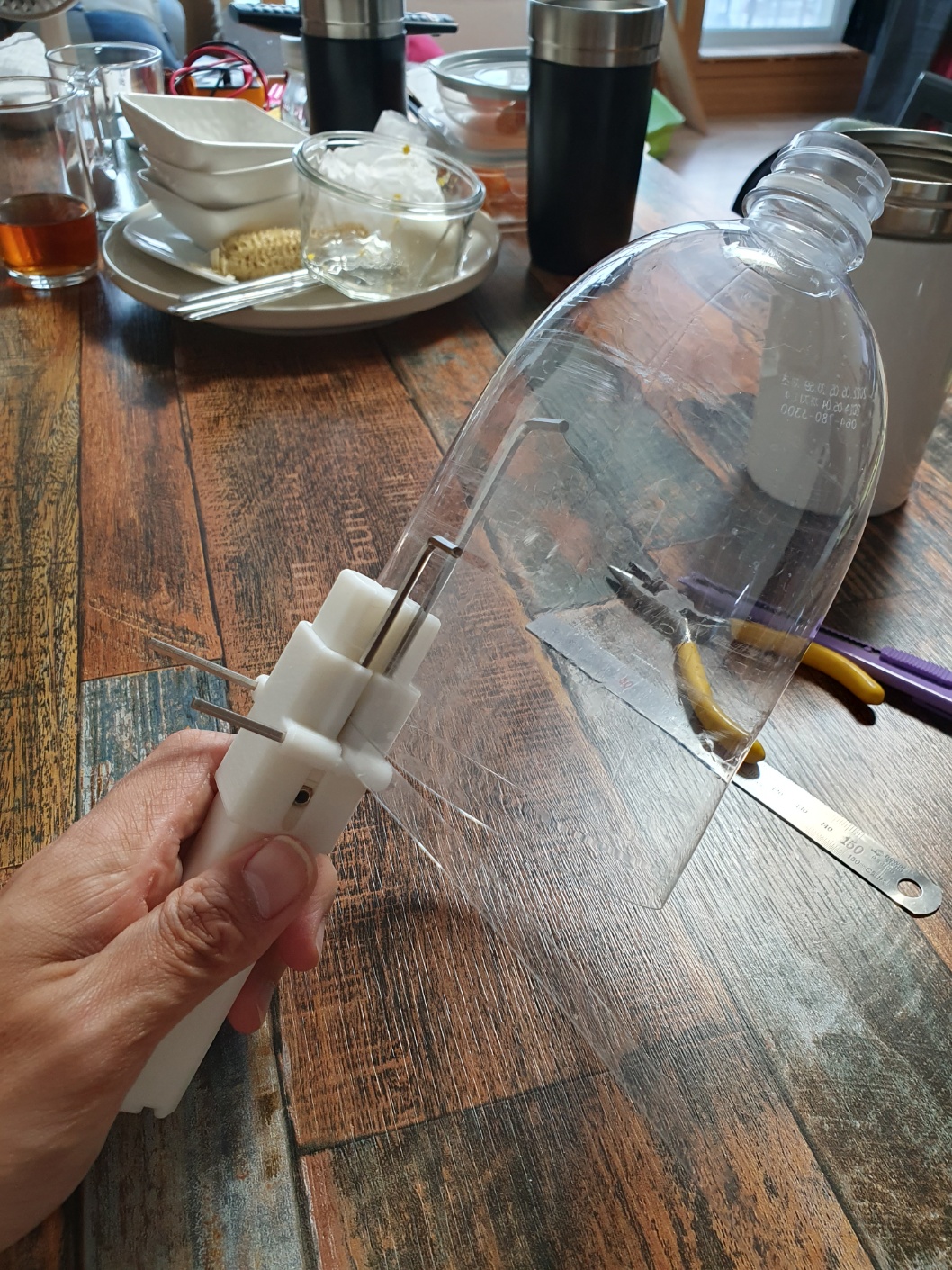 Plastic Bottle Cutter (PET Bottle Cutter) 페트병 절단기 by Dohwan | Download ...