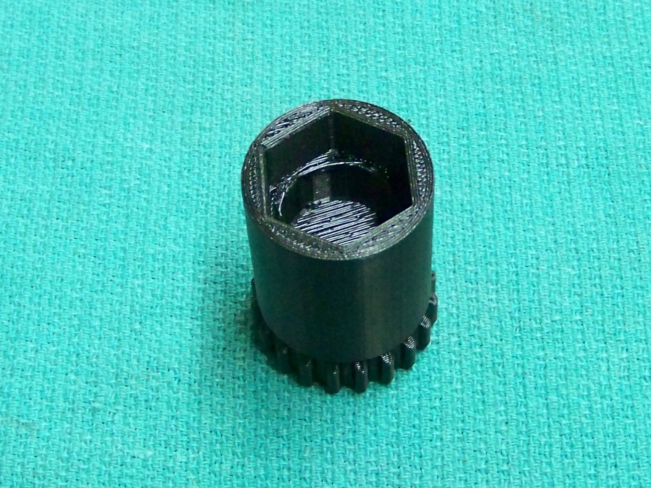 21mm Lug Nut Holder, also 15mm 17mm, 19mm by JEO | Download free STL ...