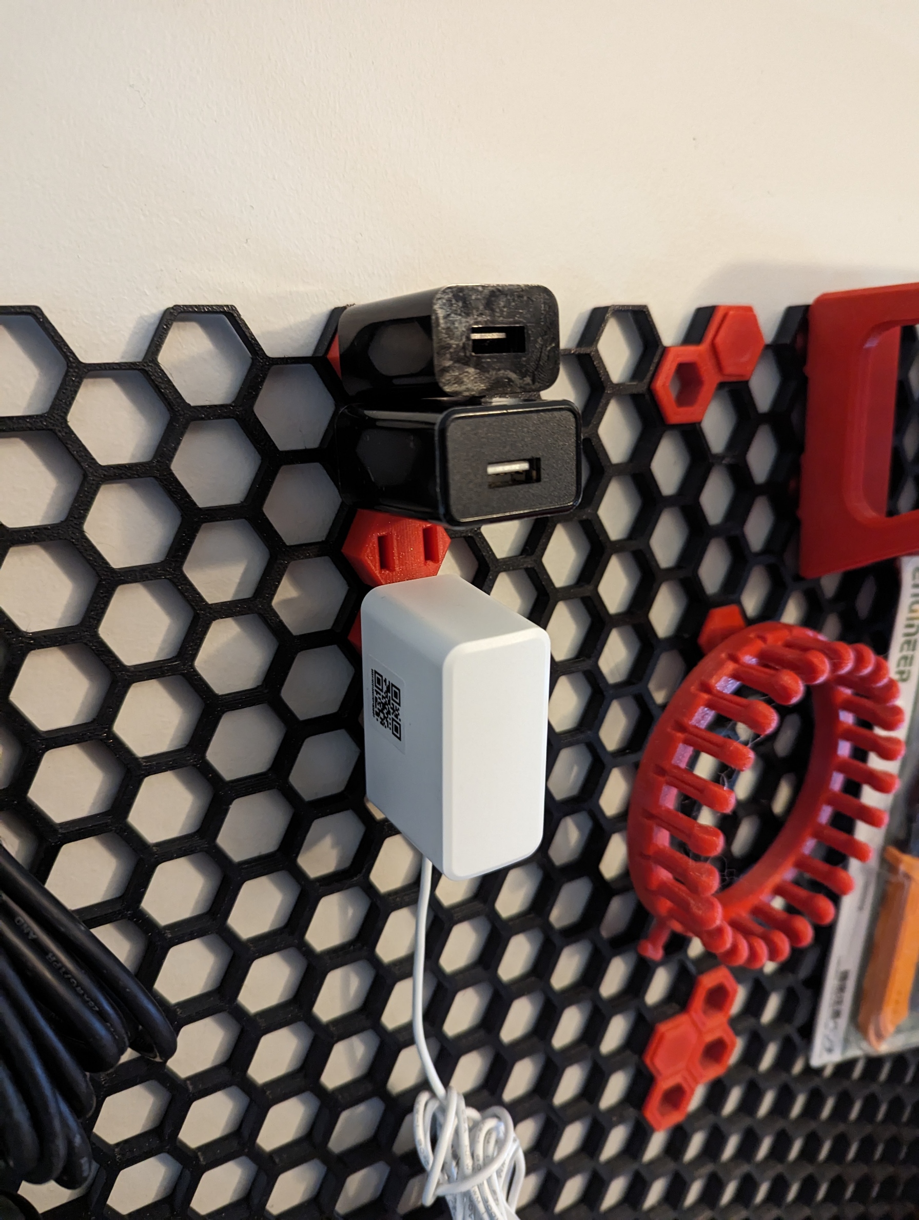 HSW plug holder by Daniel Valadas | Download free STL model ...