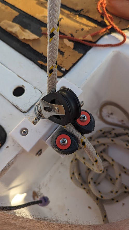 POCKETSHIP SAILING BOAT MAINSHEET JAMMER BRACKET by ROB_BLACKBURN ...