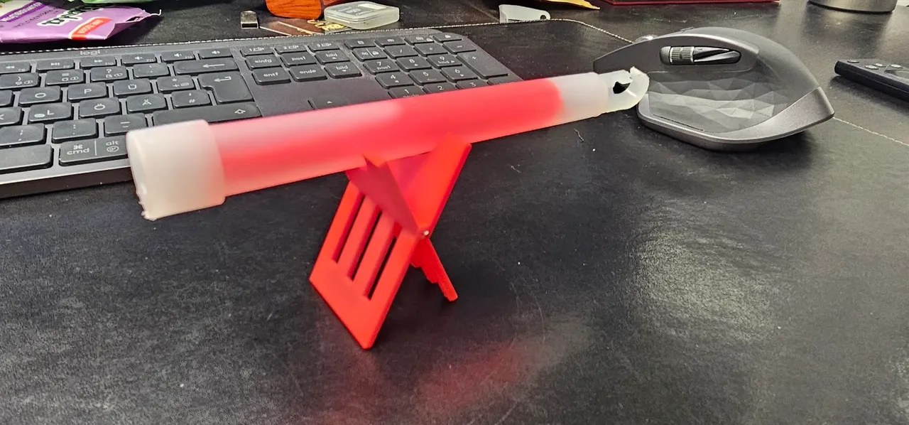 mobile cigar stand v2 - foldable by Bernhard Haba | Download free STL ...