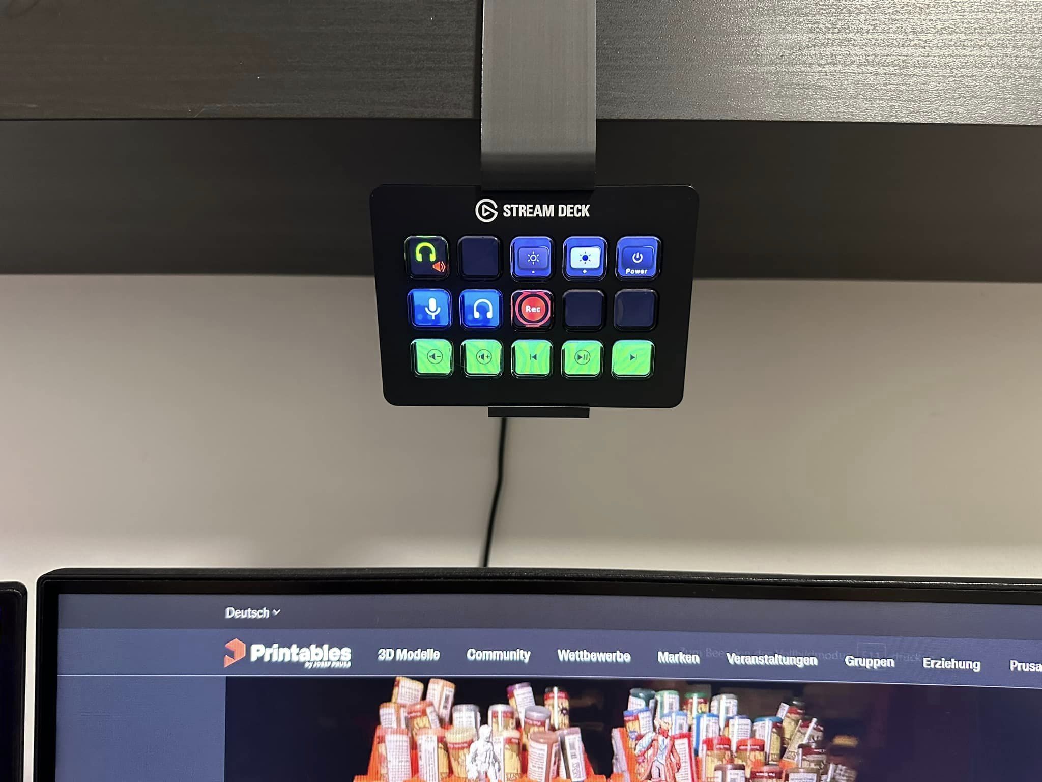Elgato StreamDeck Mk2 IKEA shelf mount by Daniel Xu | Download free STL ...