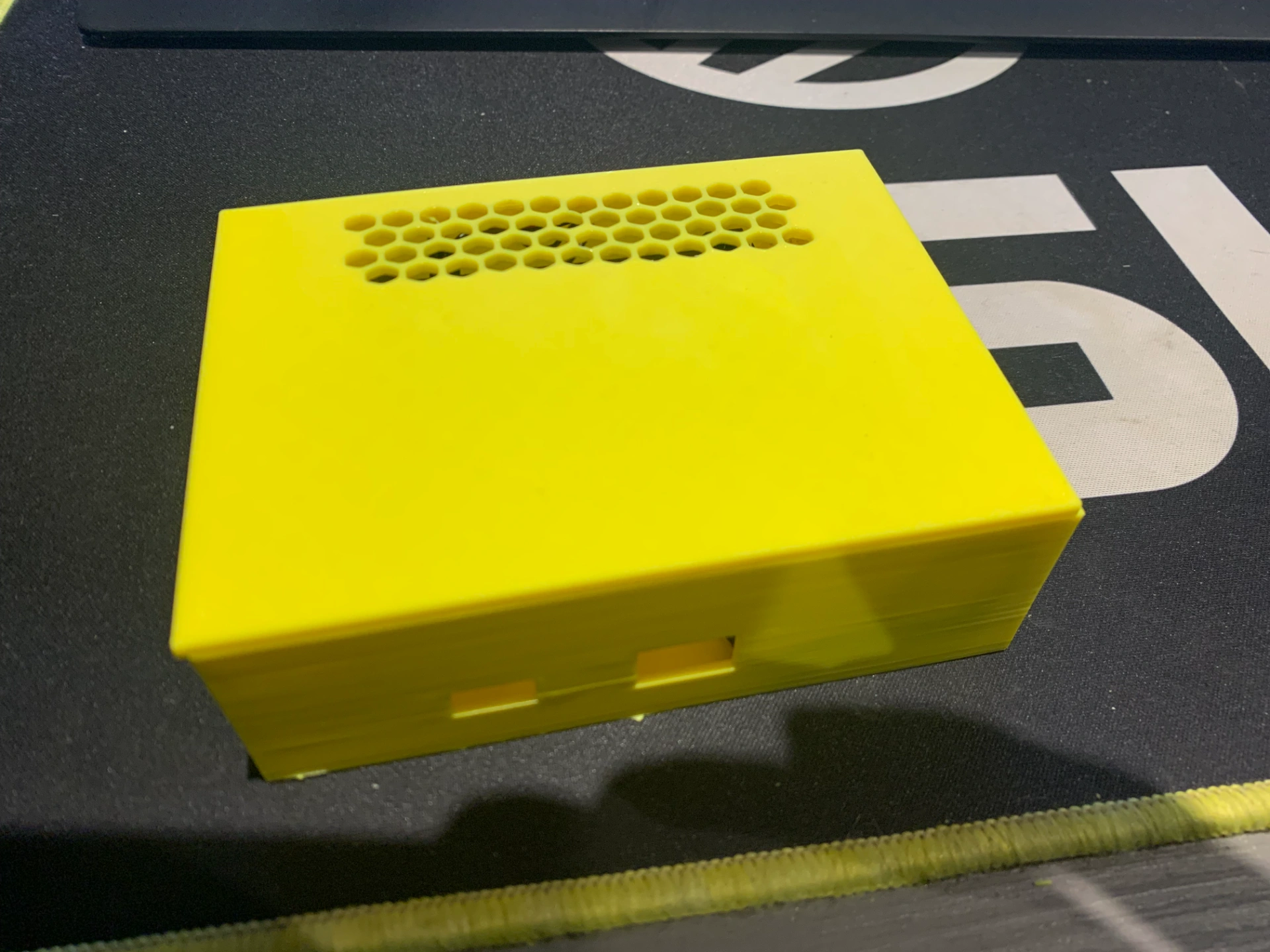 Raspberry PI 4B Enclosure by BCL | Download free STL model | Printables.com