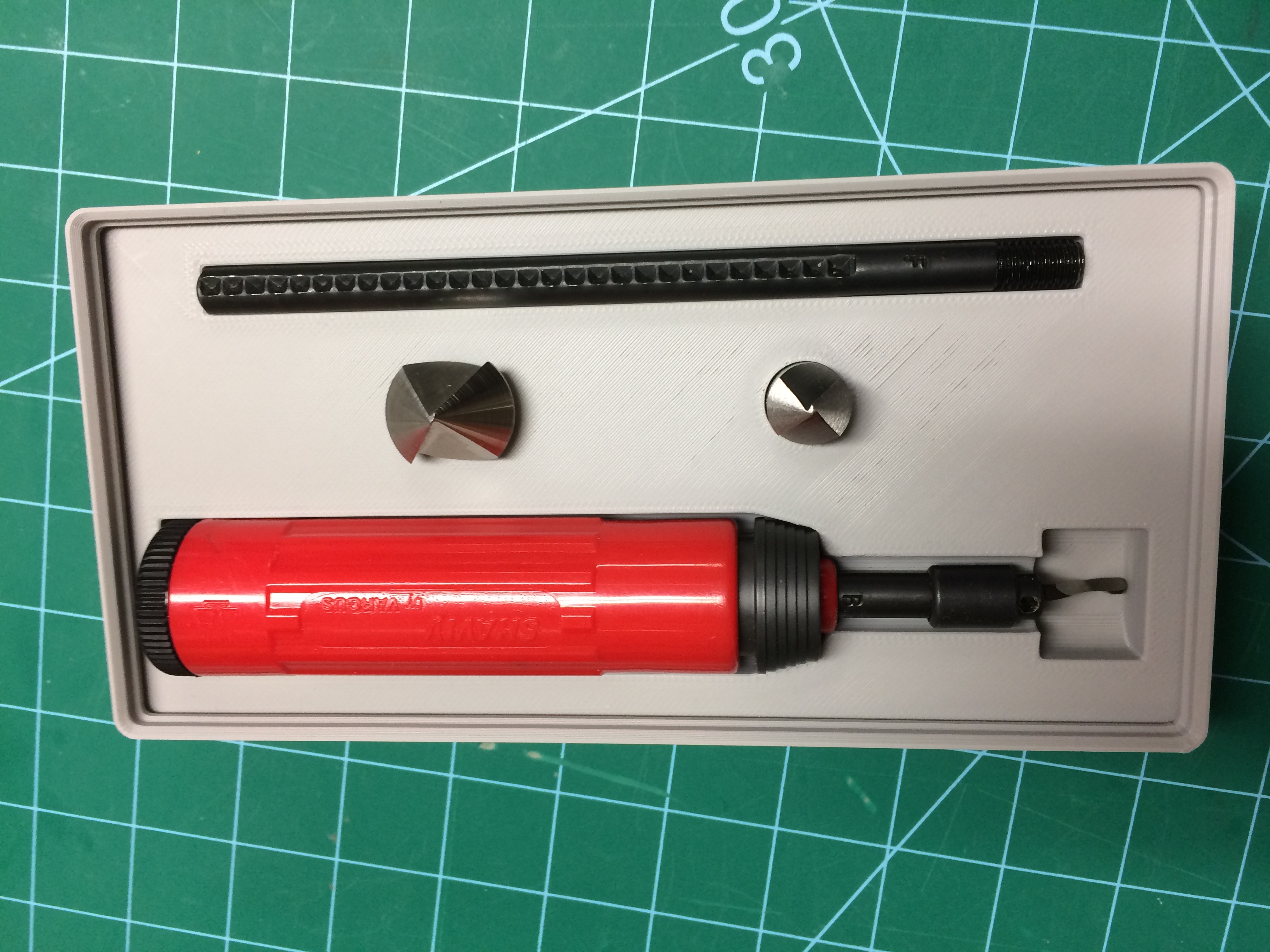 Gridfinity case for Shaviv Deburring tool set by Tuxedo | Download free STL model | Printables.com