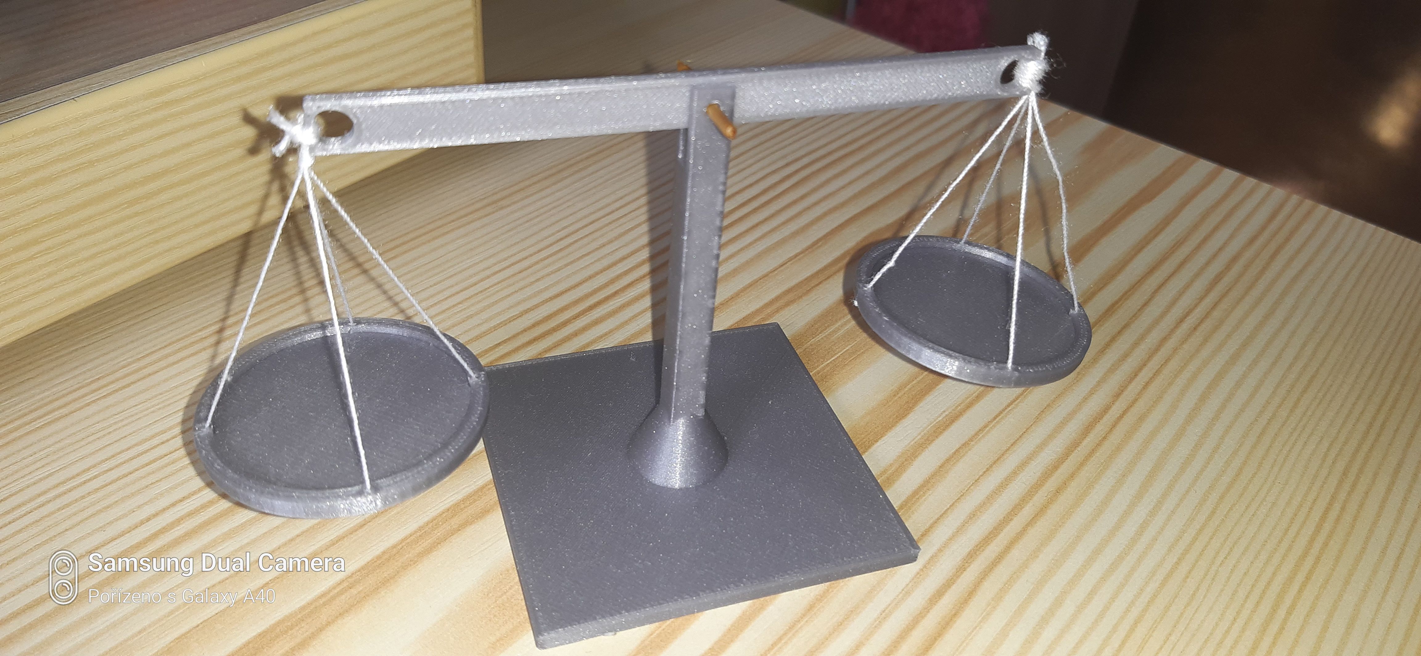 rovnoramenna vaha da T3D_design | Scarica il modello STL gratuito ...