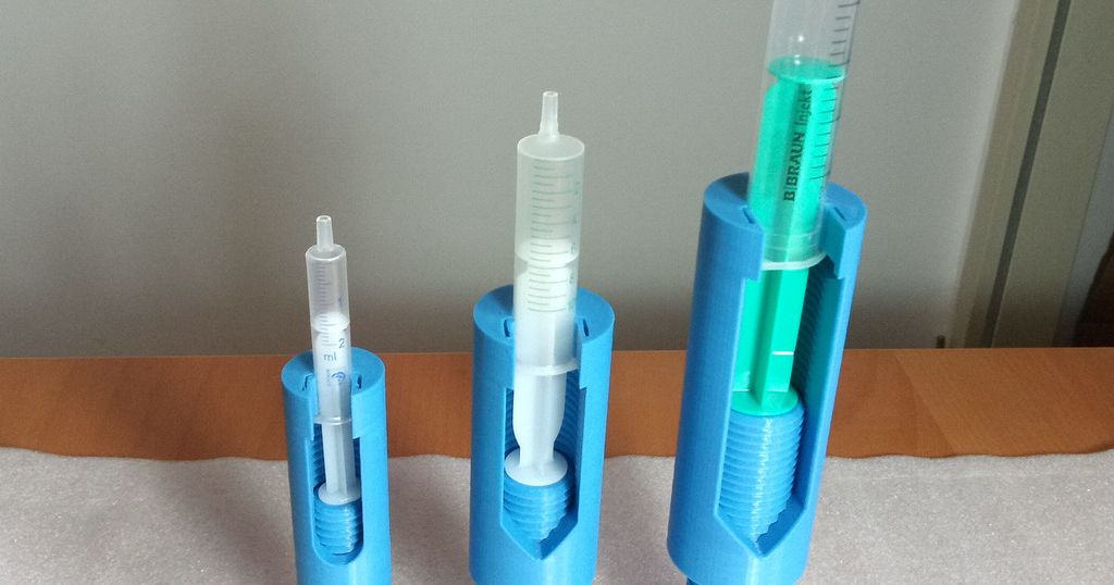 Syringe Screw Feeder by akimakes | Download free STL model | Printables.com