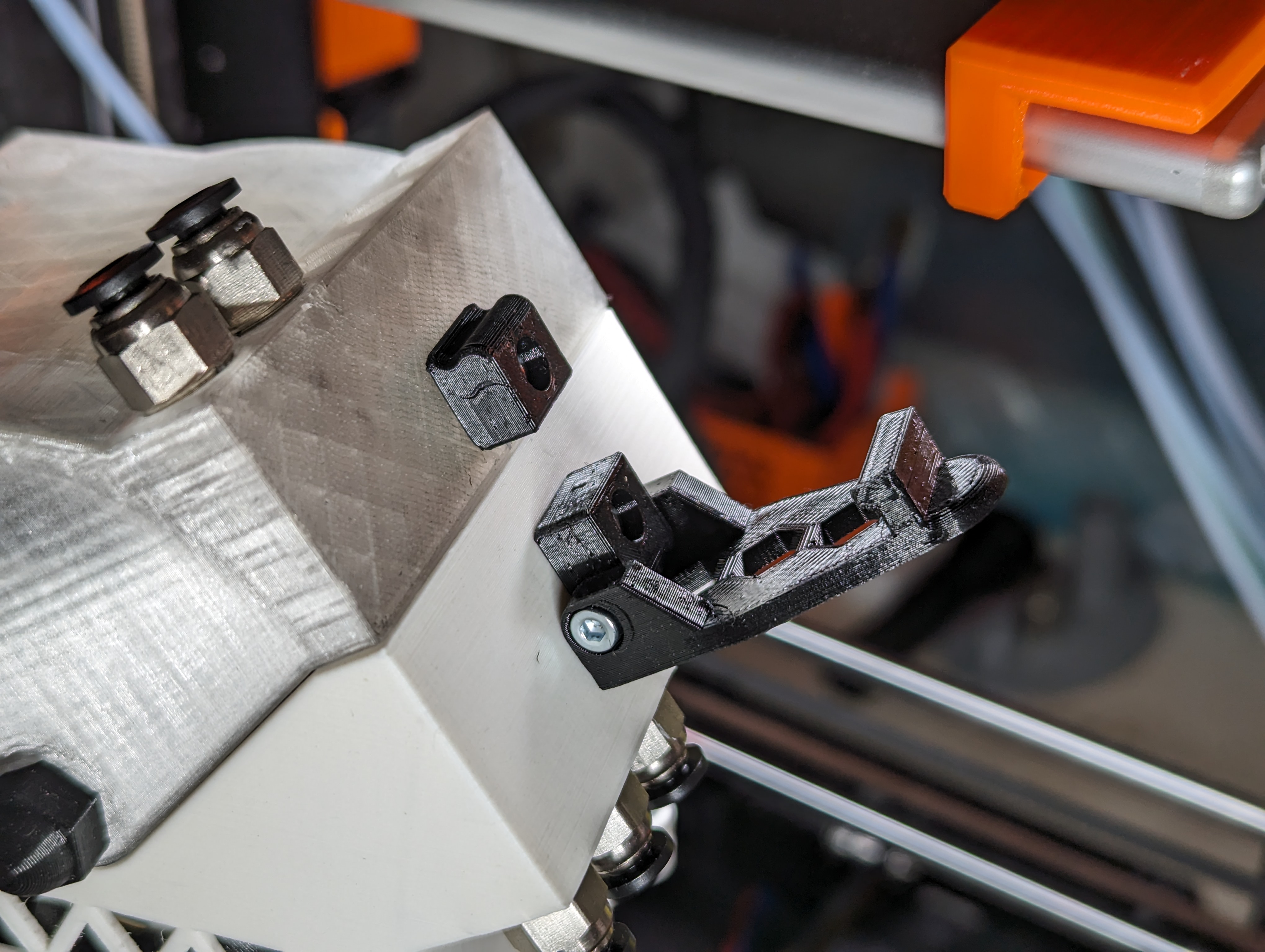 Quick lock and changed rods for MMU2S Buffer (inspired by RMU Buffer ...