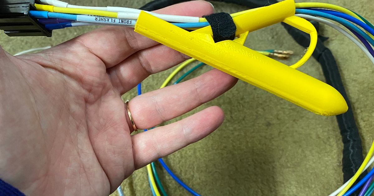 Split Loom Wire Insertion Tool by GeekToybox | Download free STL model ...