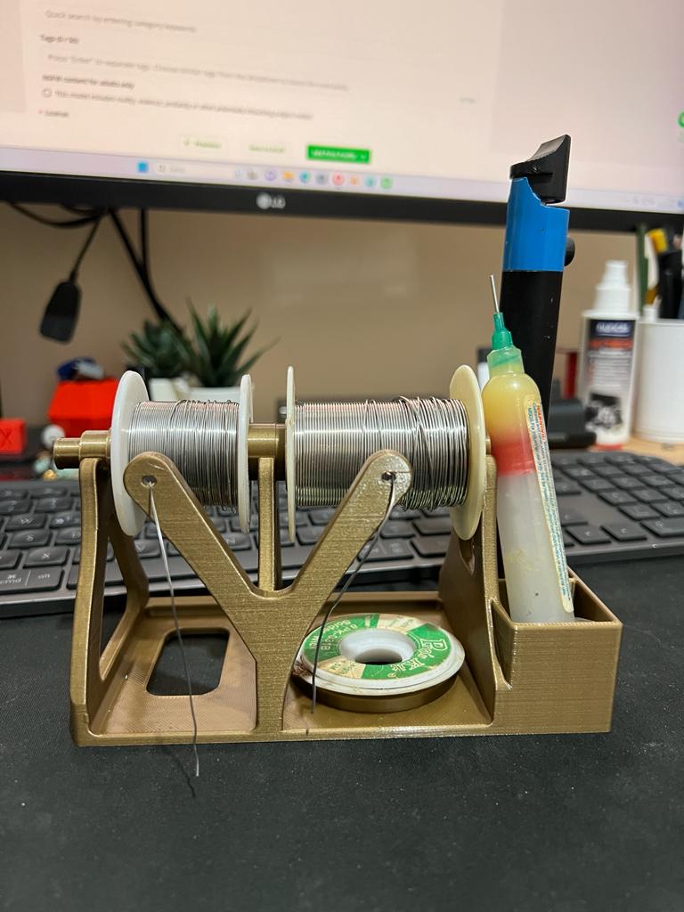 Soldering holder by DMALAB | Download free STL model | Printables.com