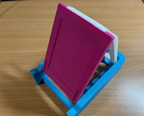 Phone stand by Strolsie | Download free STL model | Printables.com