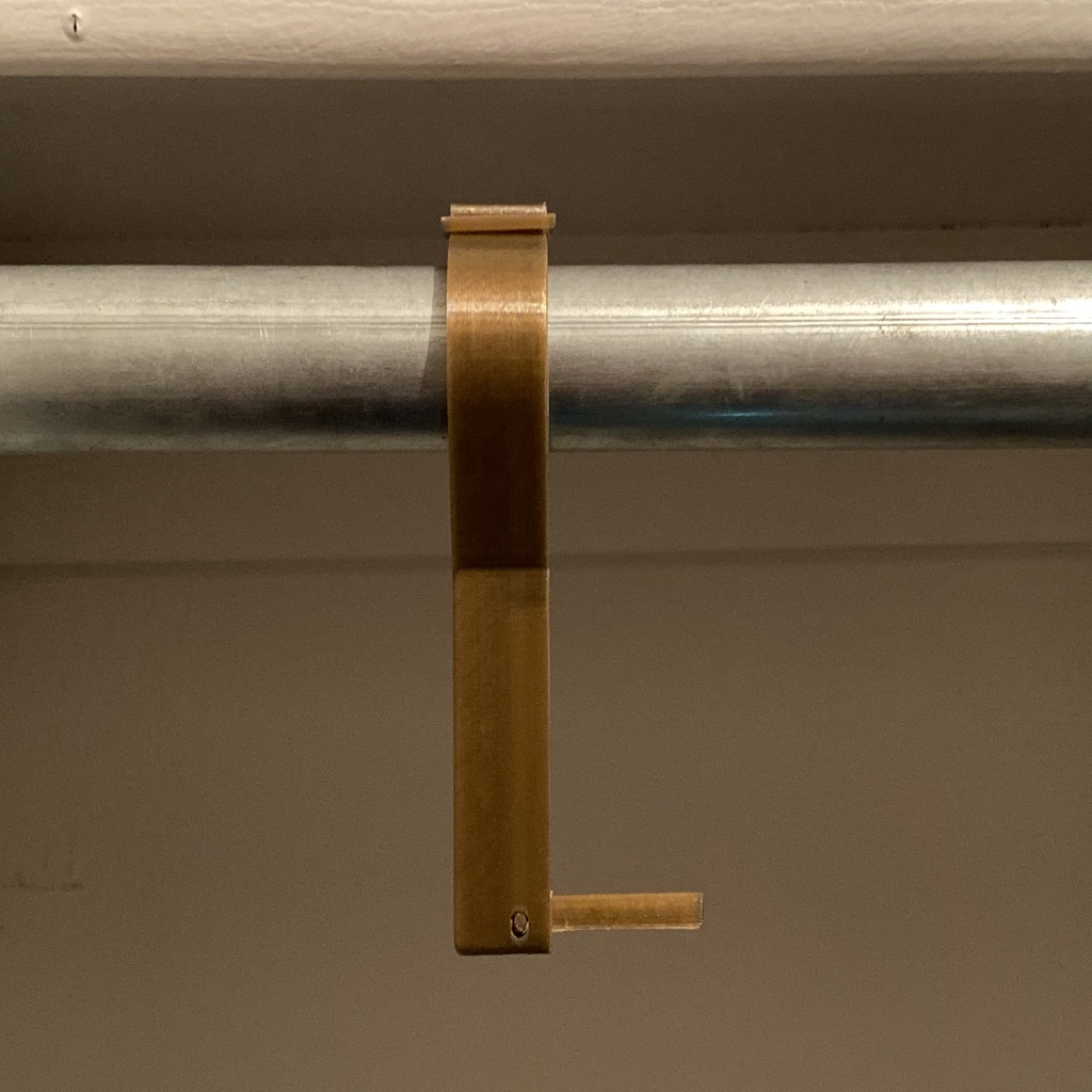 30mm Hanger Rod Paper Roll Holder by Xials | Download free STL model ...