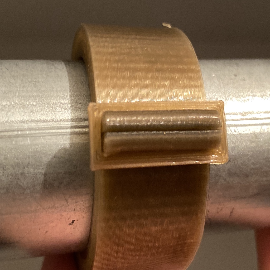30mm Hanger Rod Paper Roll Holder by Xials | Download free STL model ...