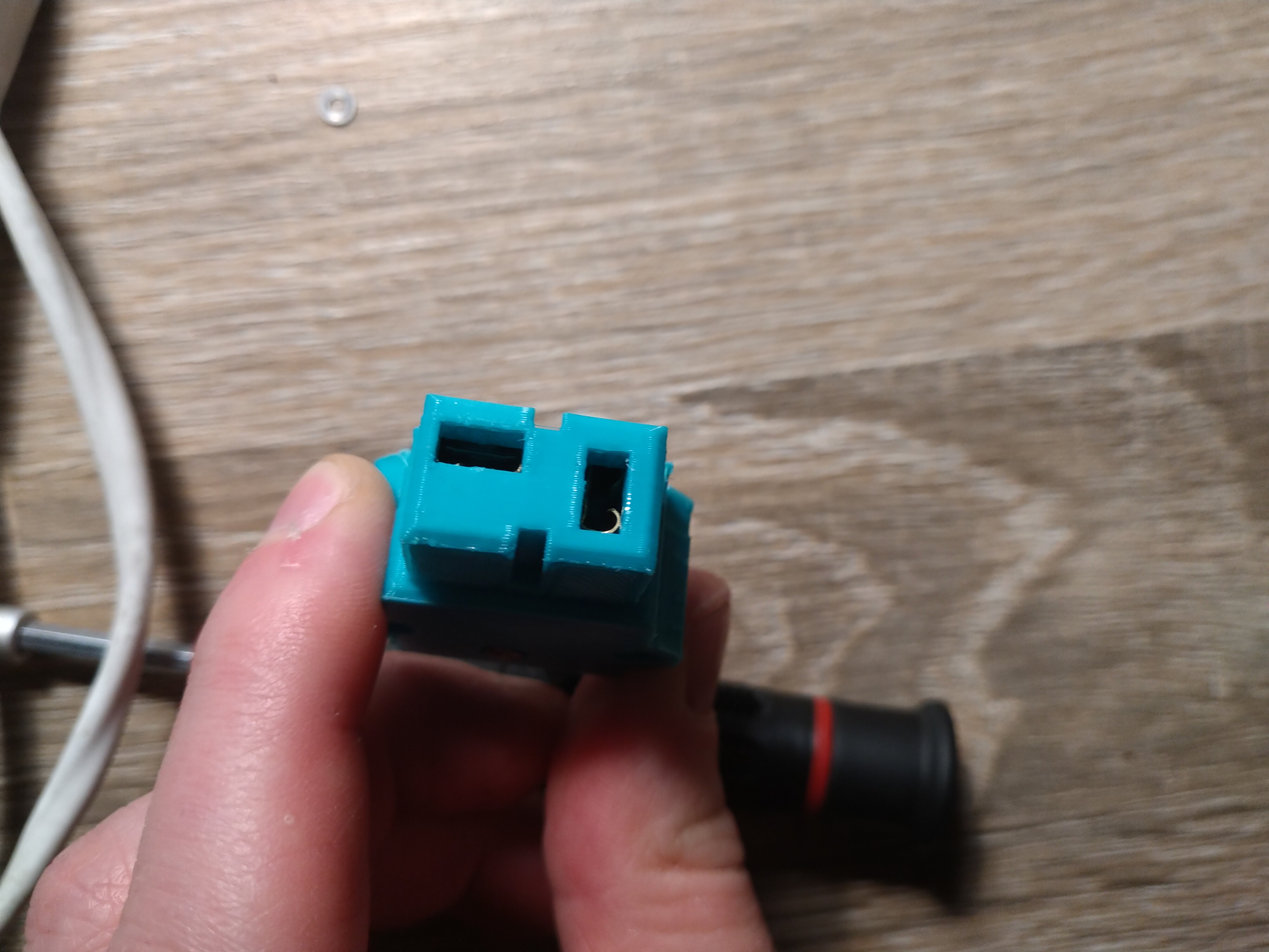 Lucznik sewing machine pedal connector / plug by ZbychuM | Download ...
