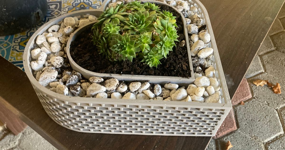 Heart shaped planter by SreshMakes | Download free STL model ...
