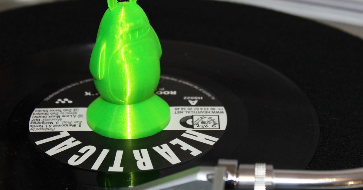 7" single record adapter puck with Totoro figurine by moWerk | Download ...