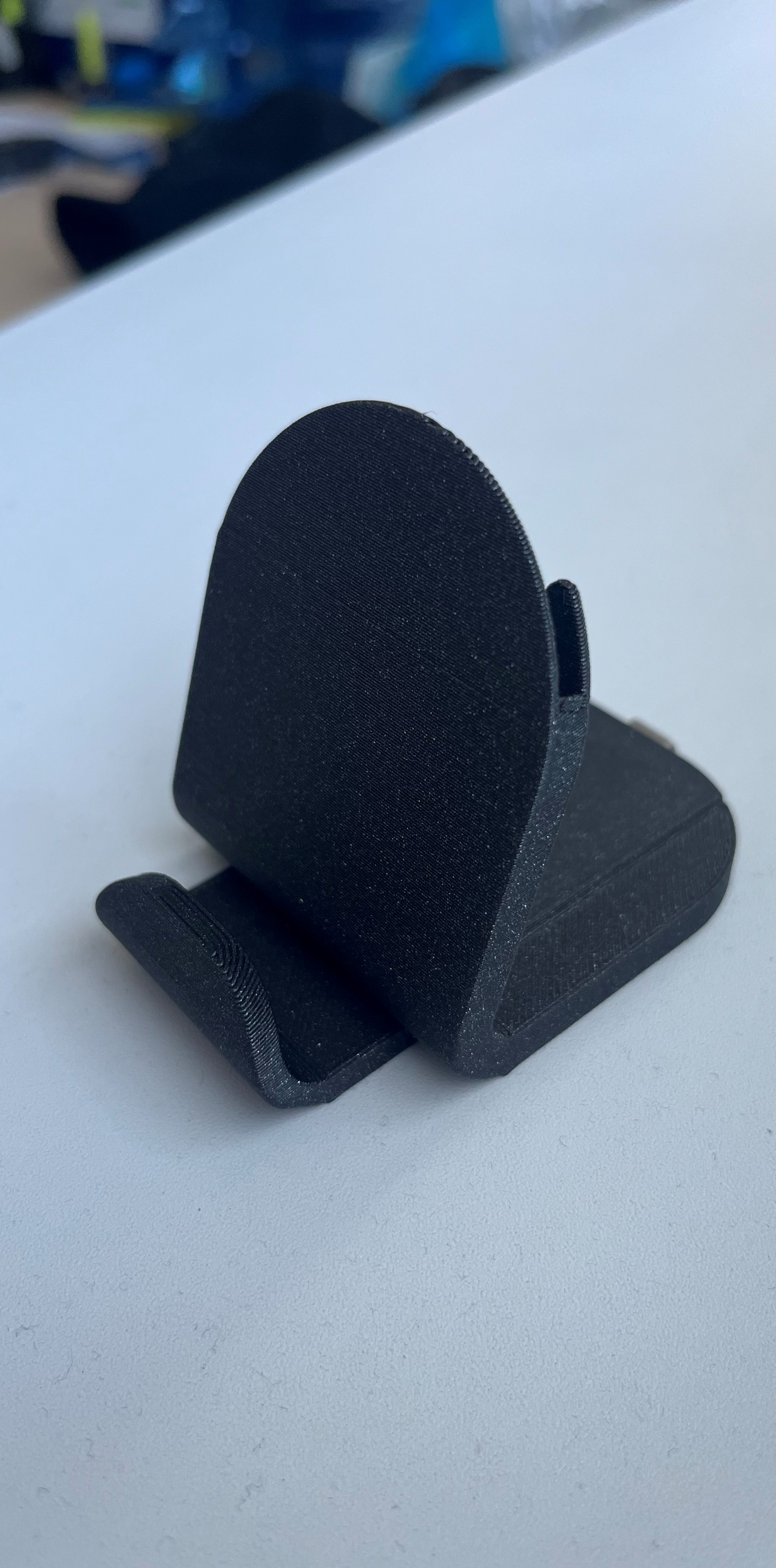 Wireless charger by pressi | Download free STL model | Printables.com