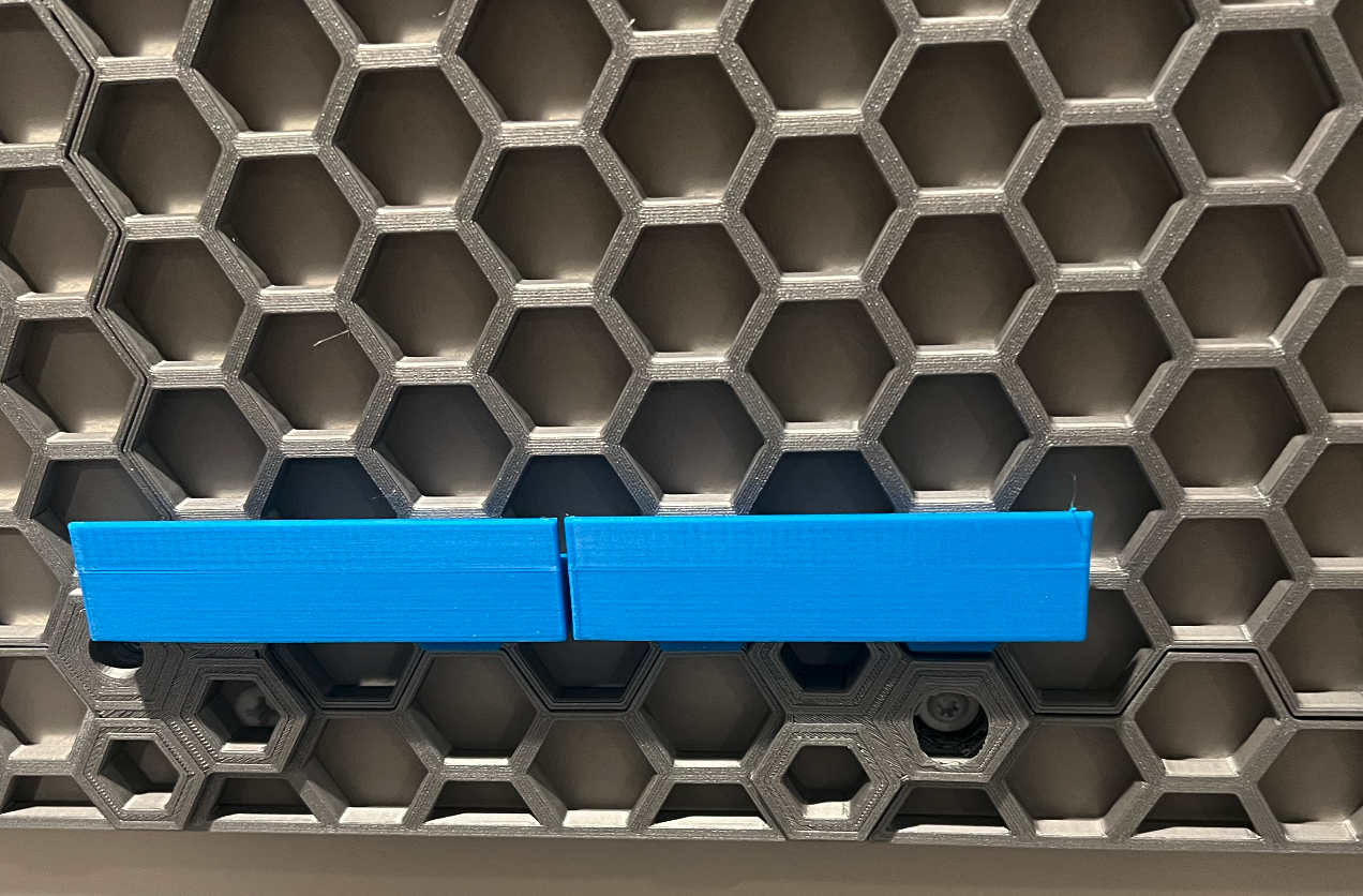 Akro bin mount for HSW by Craig Fisher | Download free STL model ...