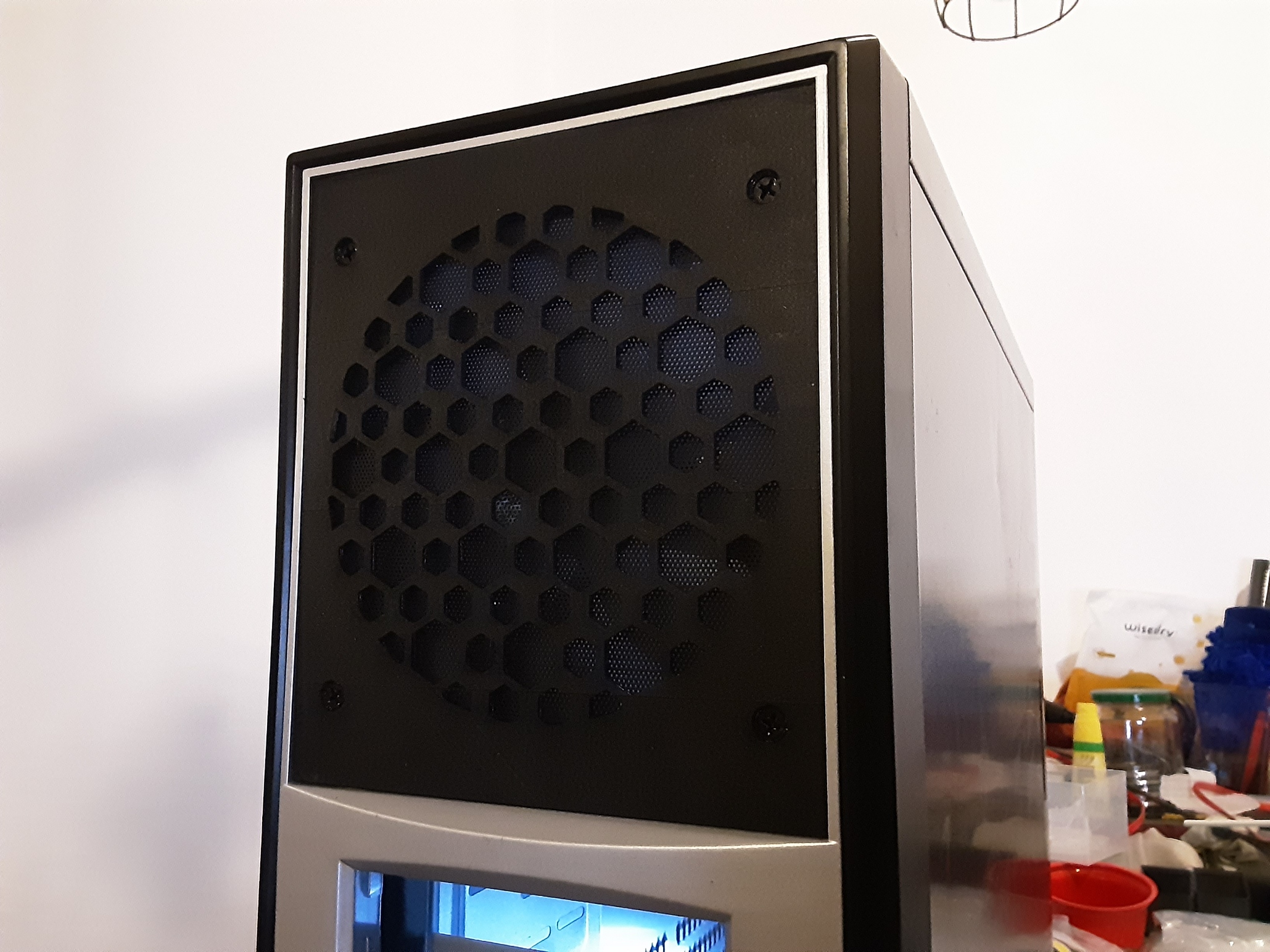PC Case Fan cover 5.25" for 14cm fans by Corwin Whitehorn | Download ...