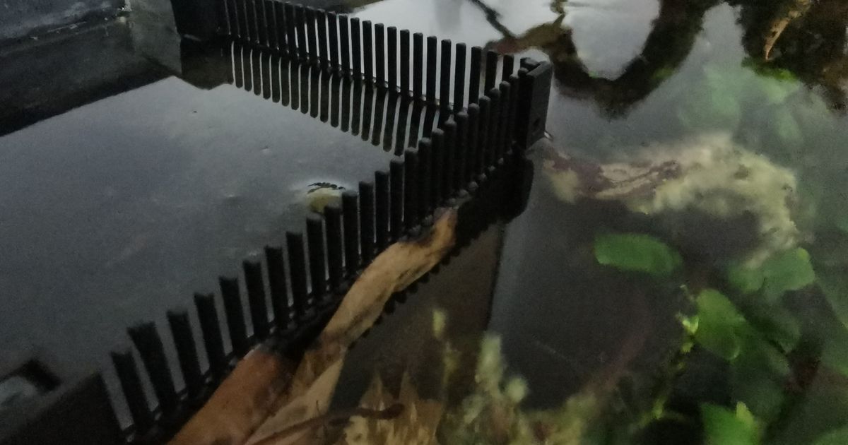 overflow comb for aquarium's filtration cabin by Villentretenmerth ...