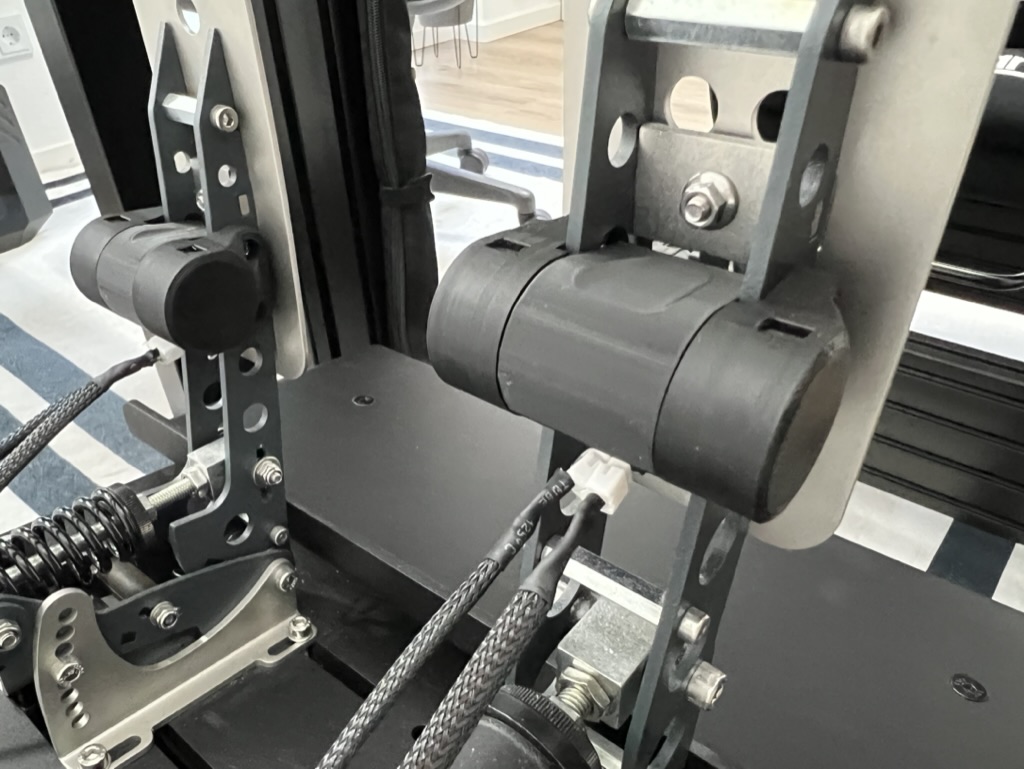 Dual Rumble Motor Holder for Heusinkveld Sprint Brake & Throttle pedal ...