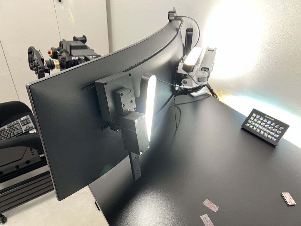 Retractable Raceflag for Sim Racing by hgross | Printables Store