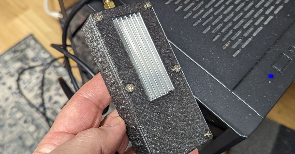 RTL-SDR Radio Custom Box with Heatsink Opening by Ernie Tech | Download ...