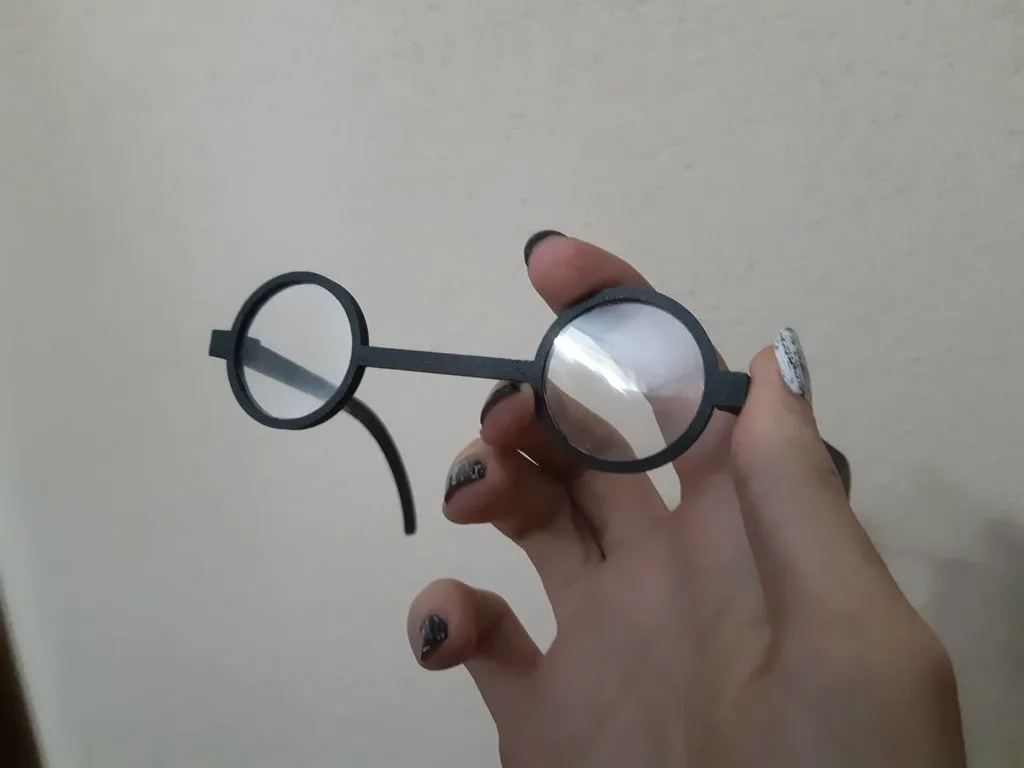 Simon Glasses