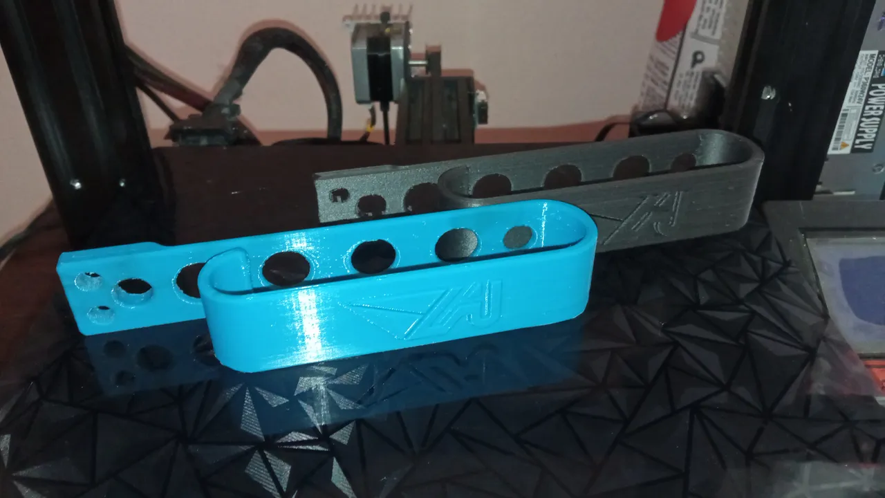 Motorcycle Cable Guide by Apostolos Kalafatis | Download free STL model ...