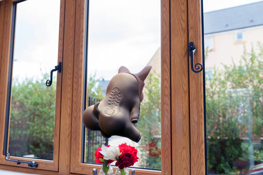 Angry Pig - Window Decoration by Medelis3D | Download free STL model ...