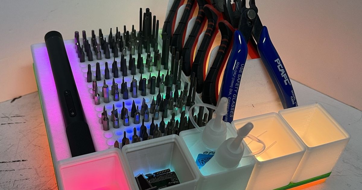 Parametric Gridfinity with Space for leds by Mellow | Download free STL ...