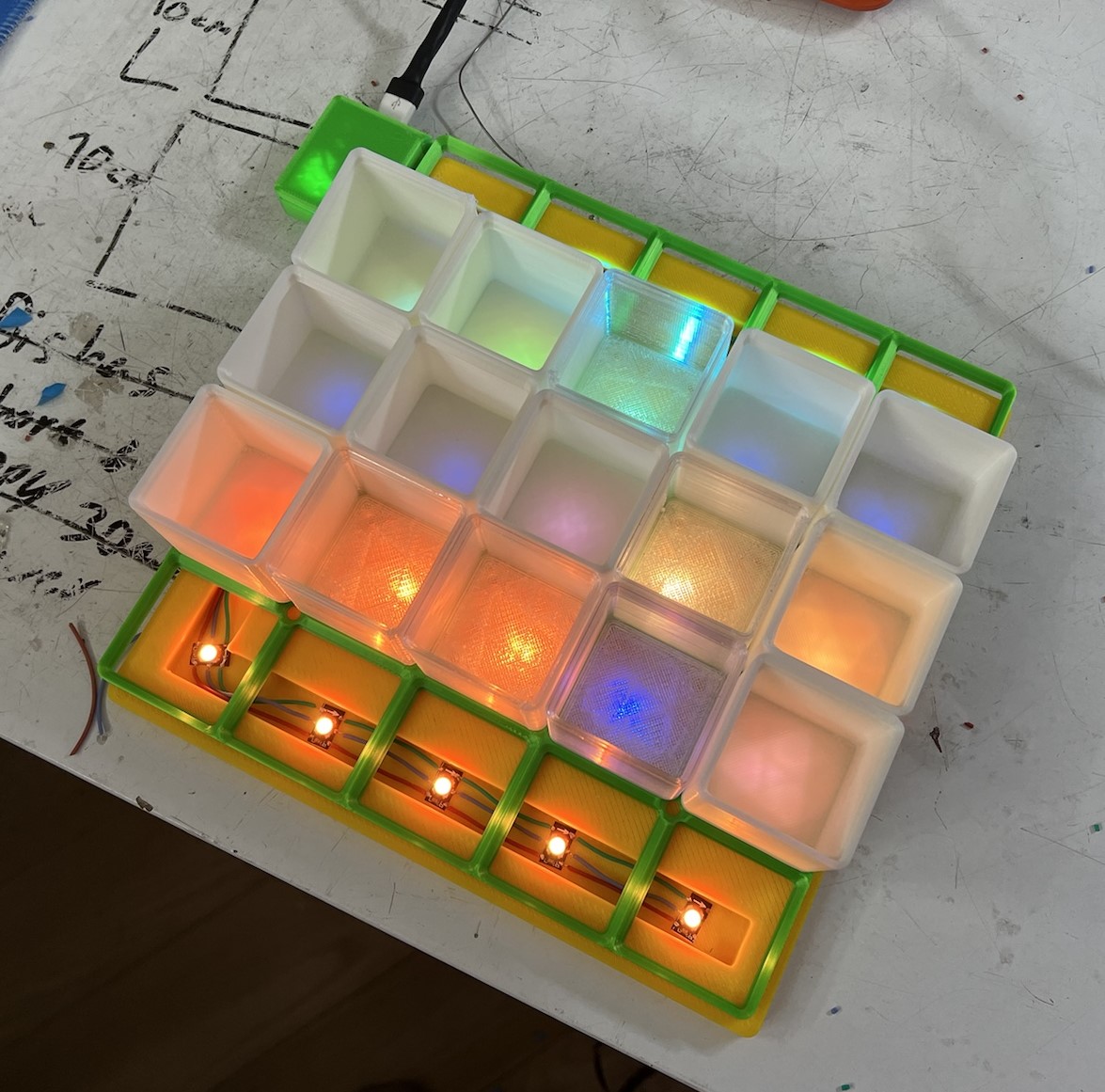 Parametric Gridfinity with Space for leds by Mellow | Download free STL ...