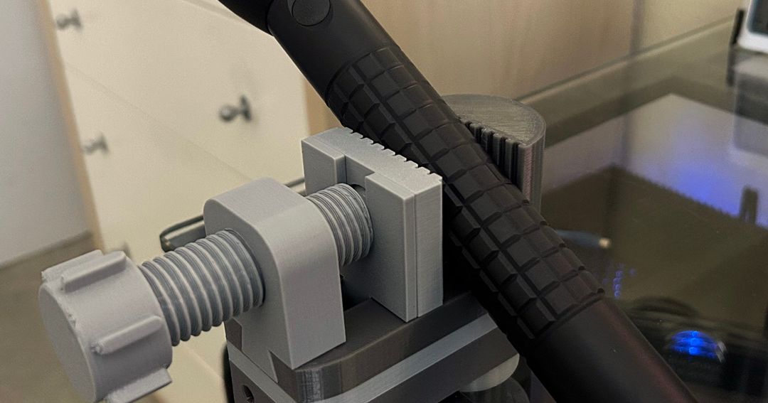 Bench Vise with Desk Clamp (XL) Now with soft Jaws by Schaffer.la ...