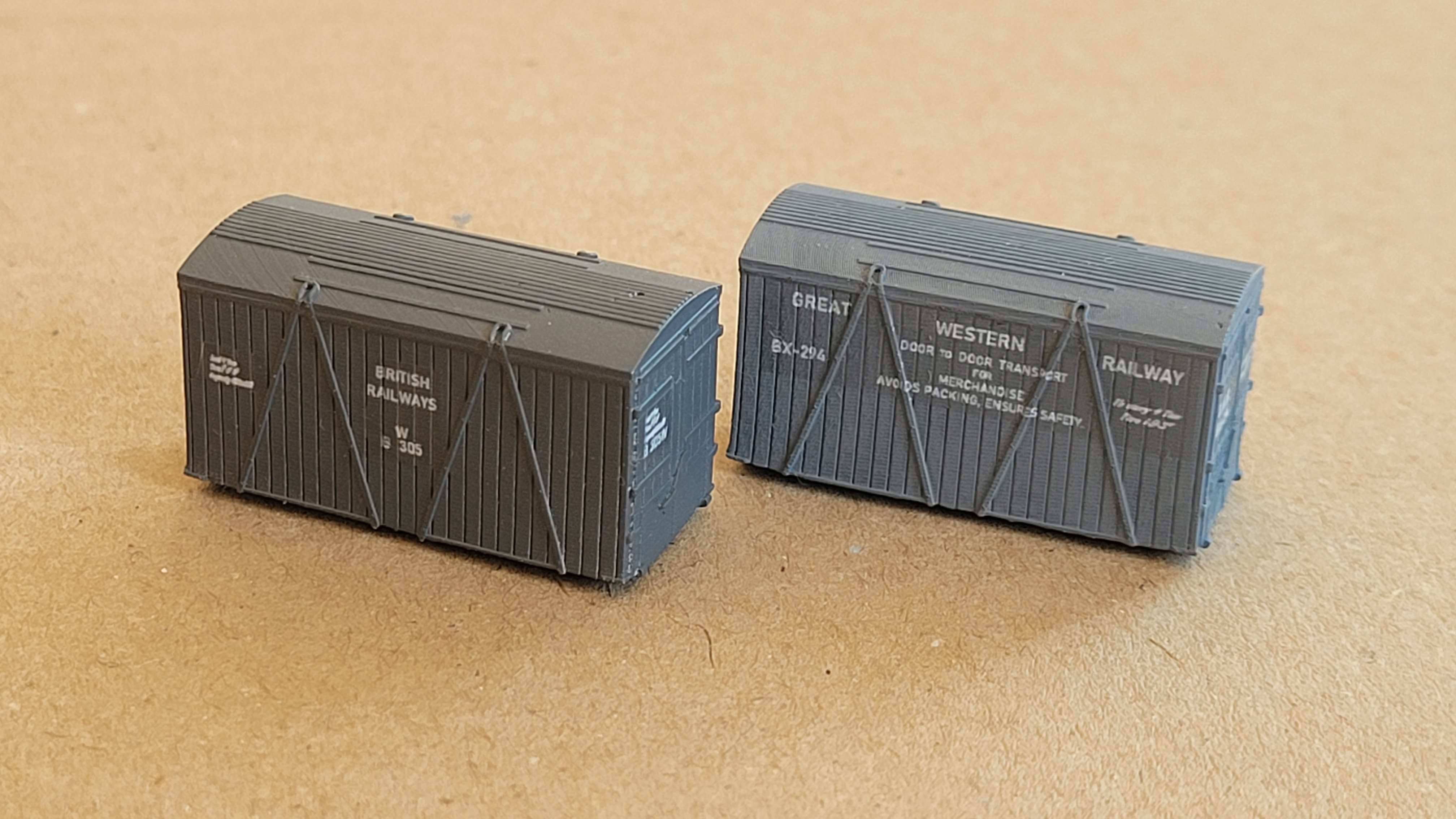 OIT – AEC/Daimler Y-Type lorry and GWR BX2/B4-container (1-148) von ...