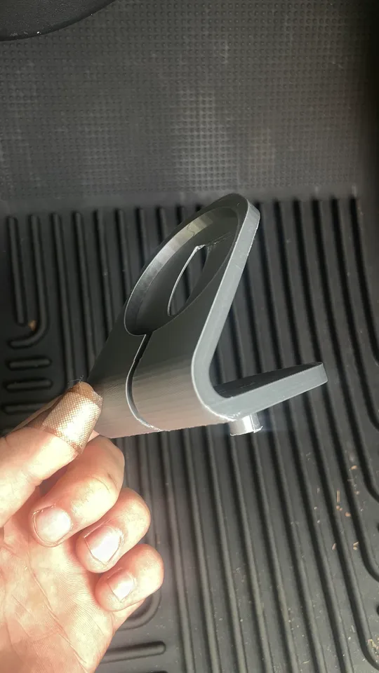 3rd Gen Ford Ranger Magsafe Mount by cartyski | Download free STL model ...