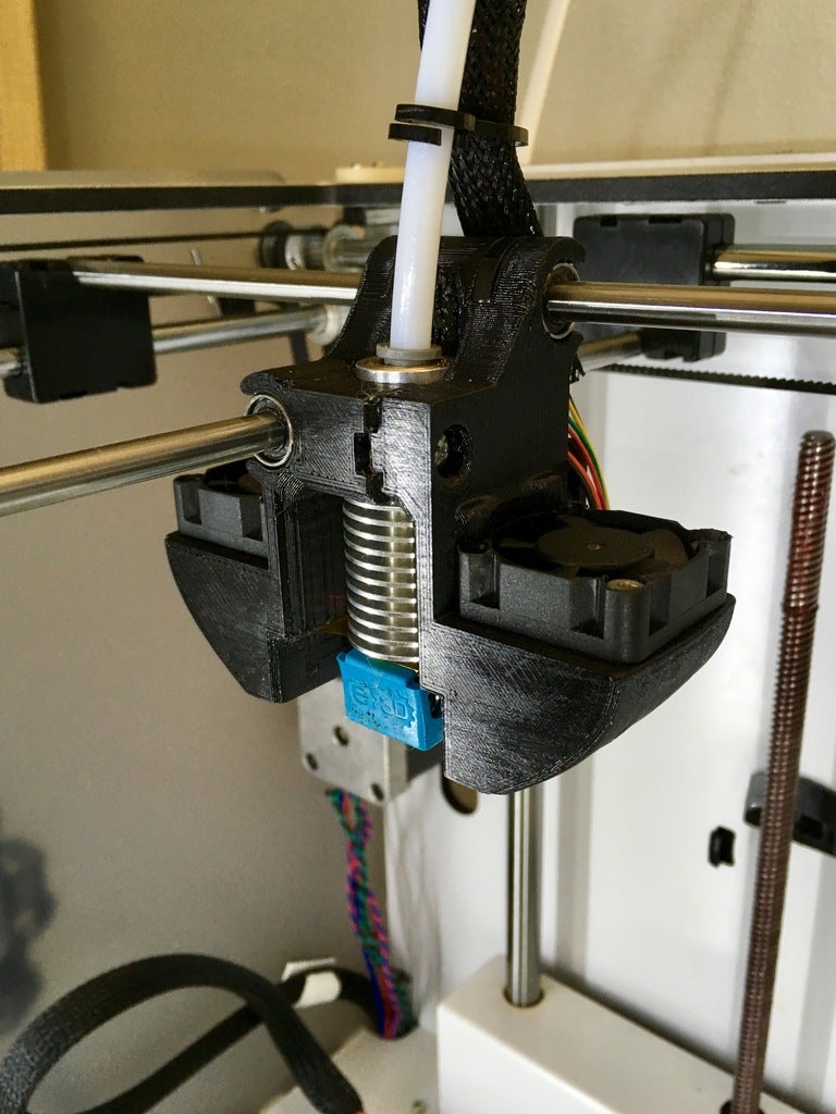 Ultimaker 2 e3D Mount by James Wood | Download free STL model ...