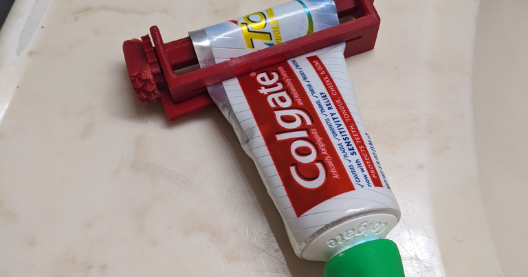 toothpaste squeezer reversible rts9 by dav88 | Download free STL model ...