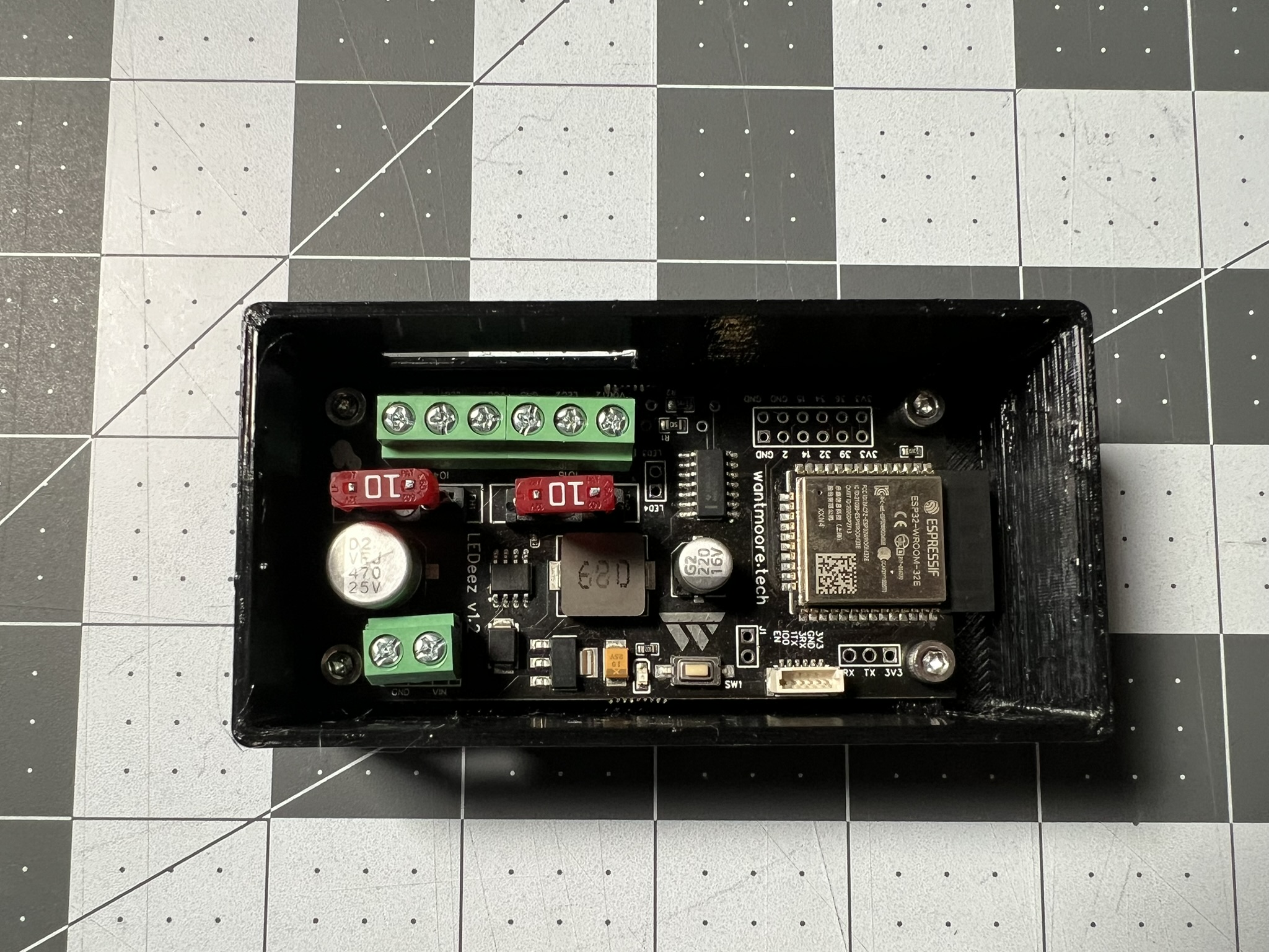 LEDeez Case by Justin Z Design | Download free STL model | Printables.com