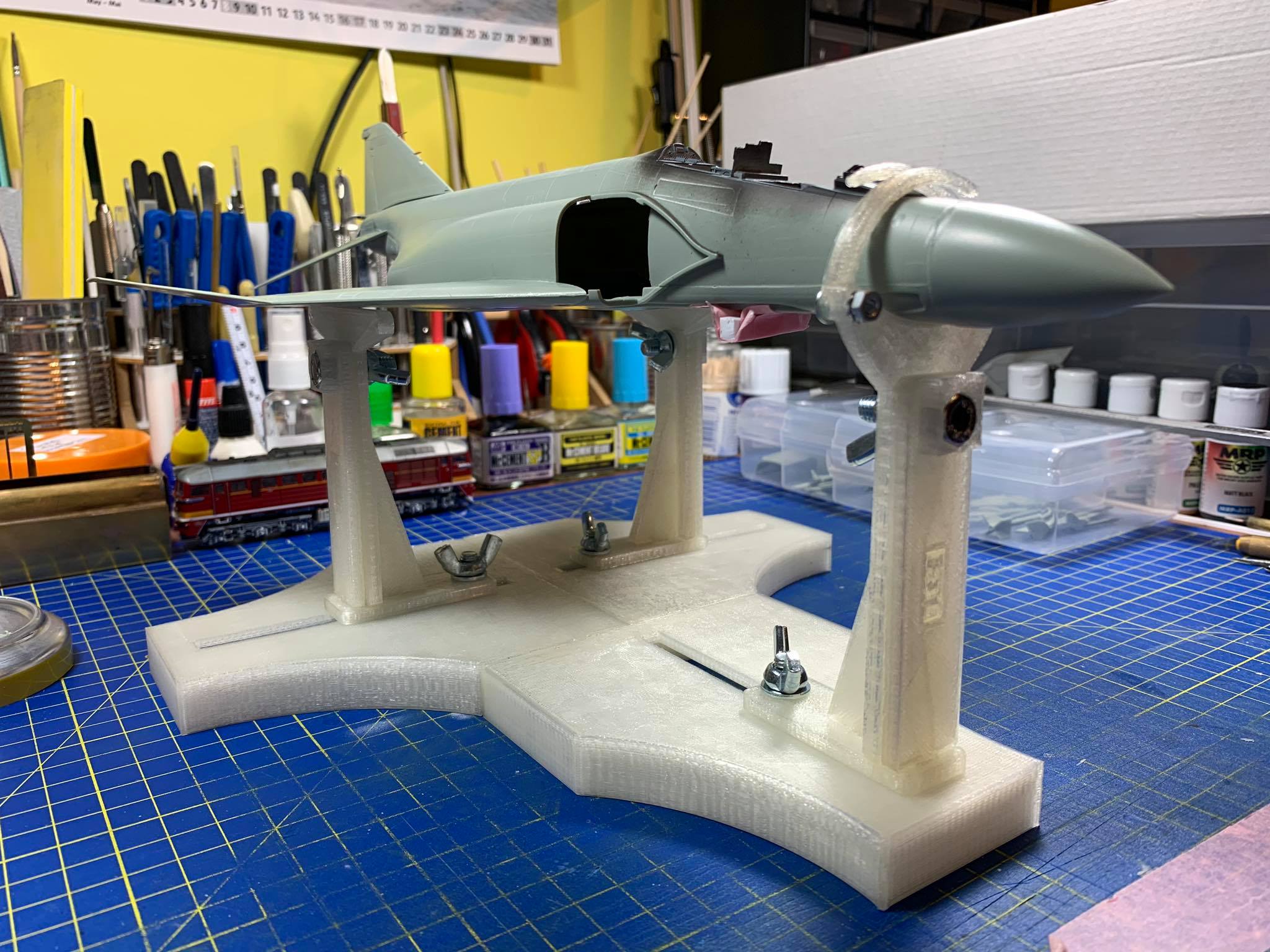 Holder for painting Aircraft model by Swanci | Download free STL model ...