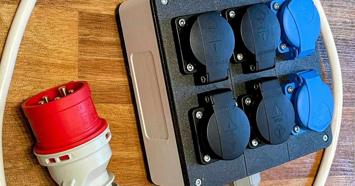 Switchboard / Rozvaděč 400V/230V by Javar | Download free STL model ...