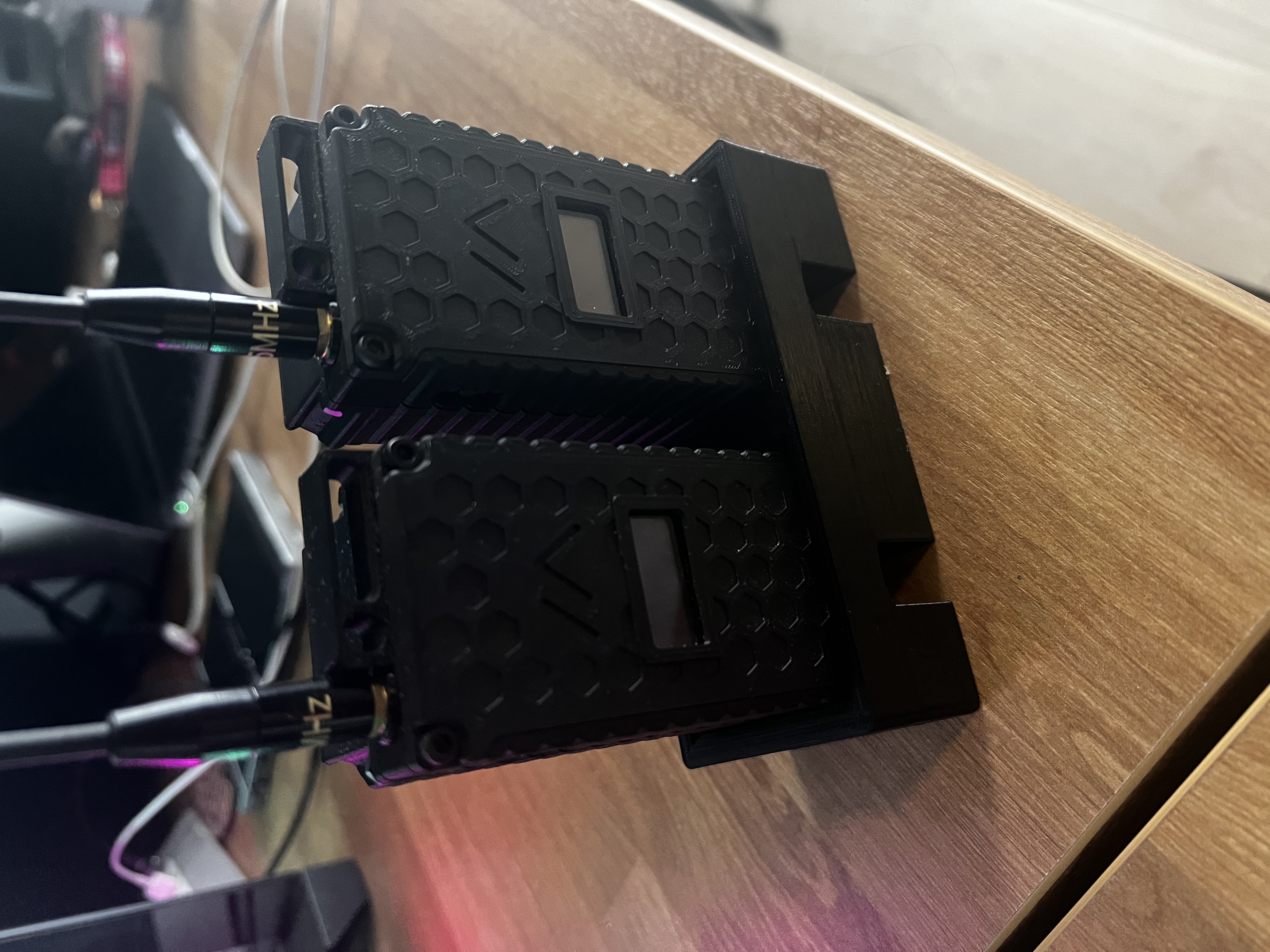 Meshtastic Desktop Stand for Two Radios by Mayday | Download free STL ...