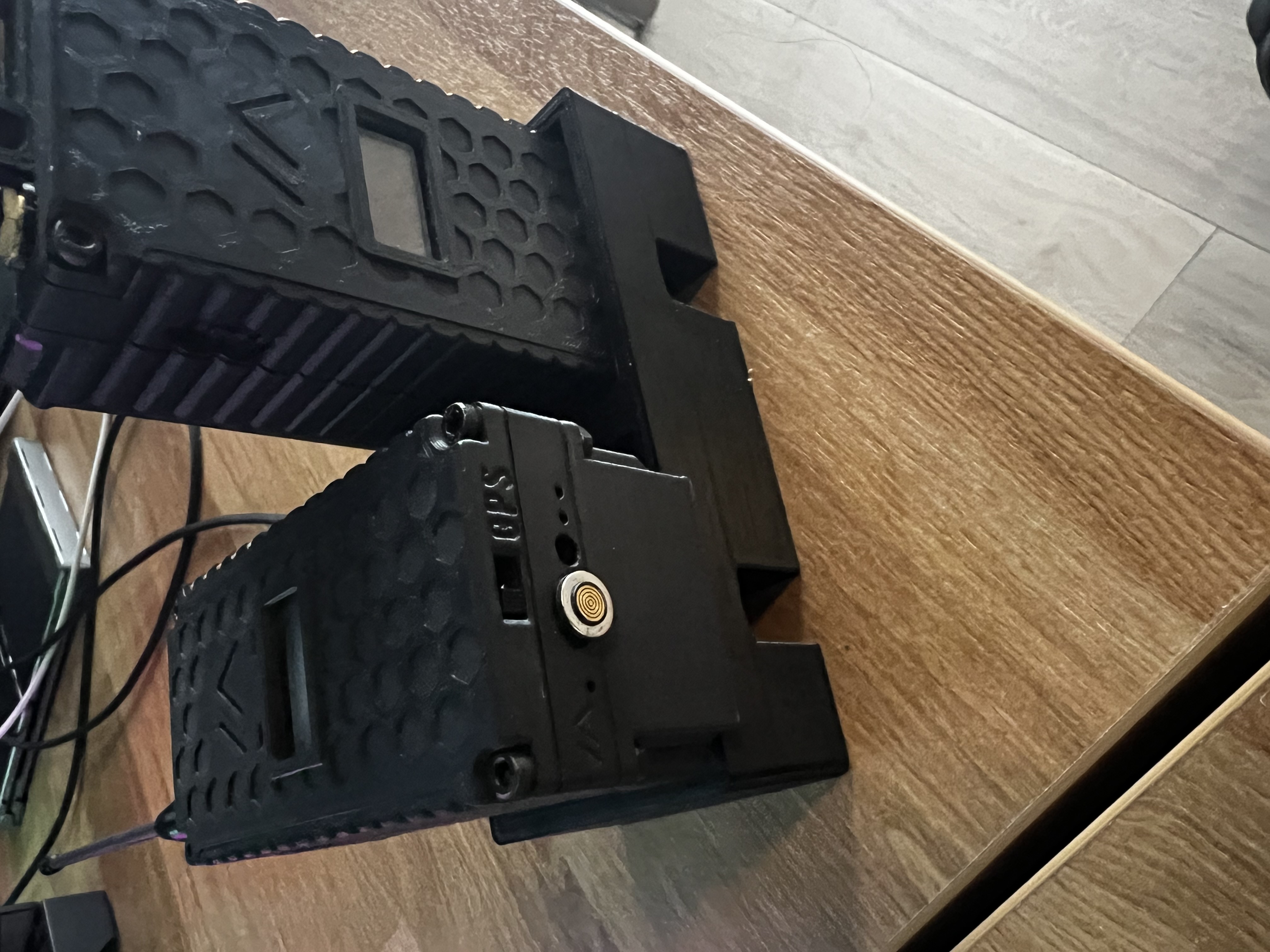 Meshtastic Desktop Stand for Two Radios by Mayday | Download free STL ...