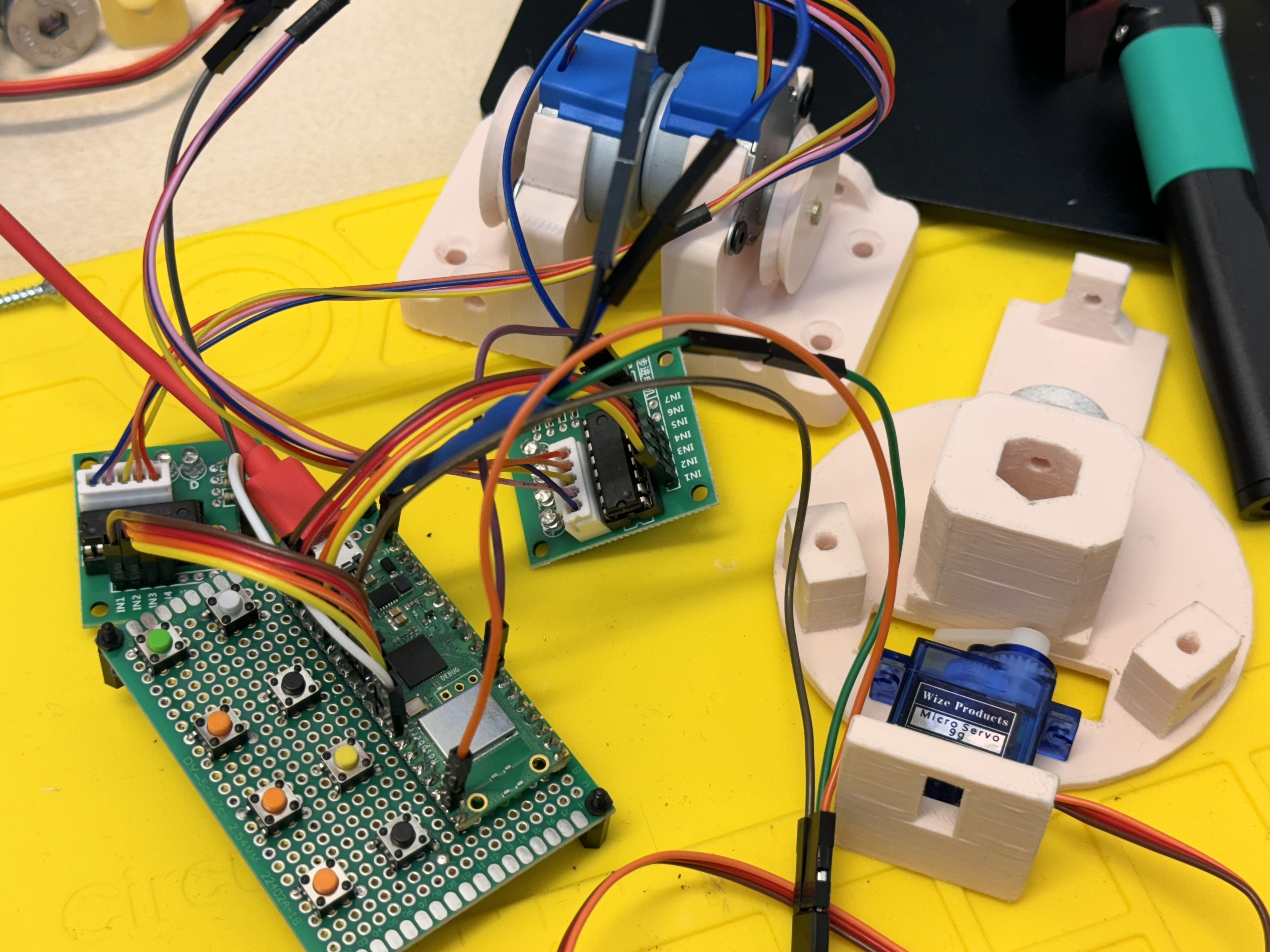 Parts for a vertical pen plotter by Andy Piper | Download free STL ...